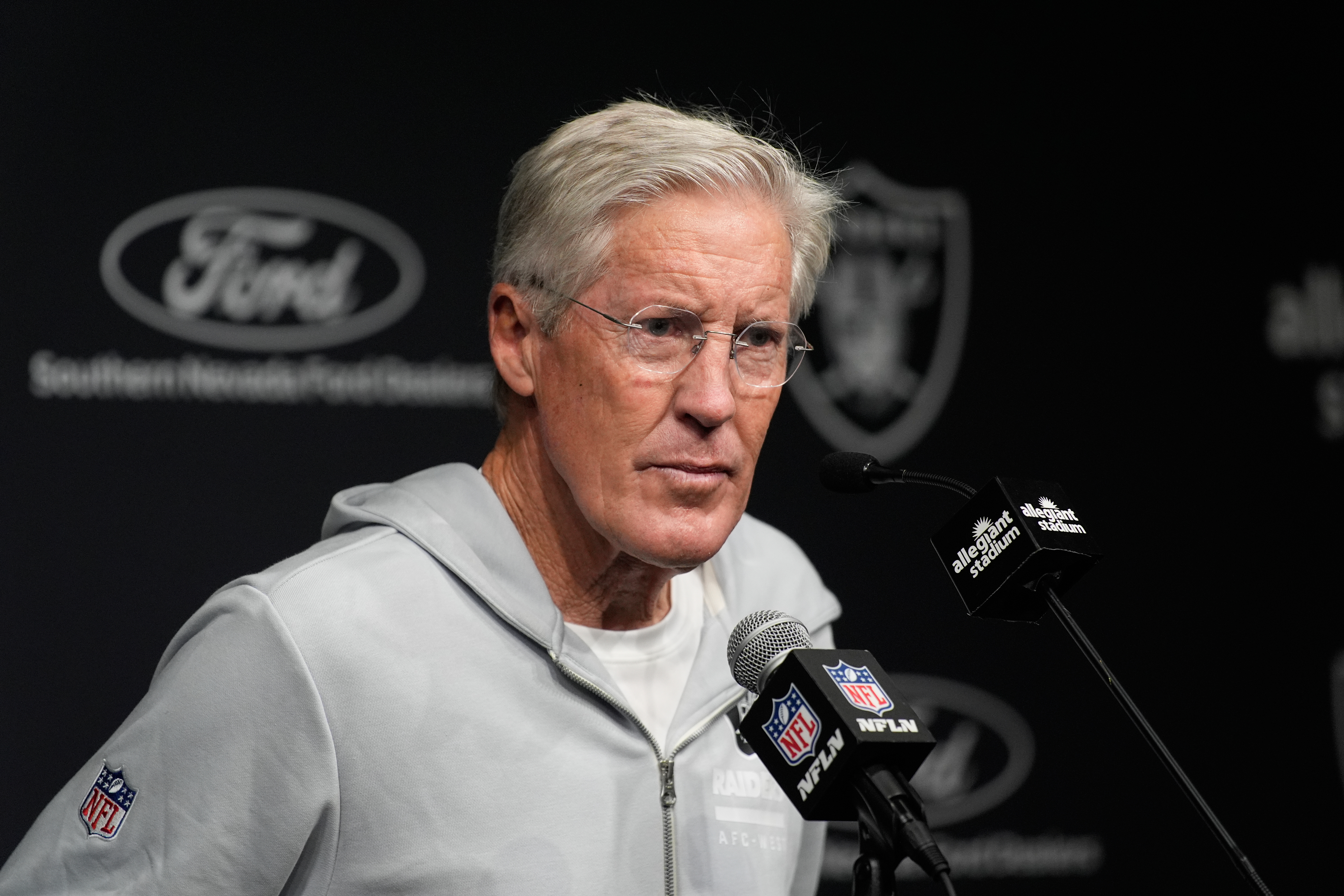 Raiders fire Pete Carroll after 3-14 season and will look for a new ...