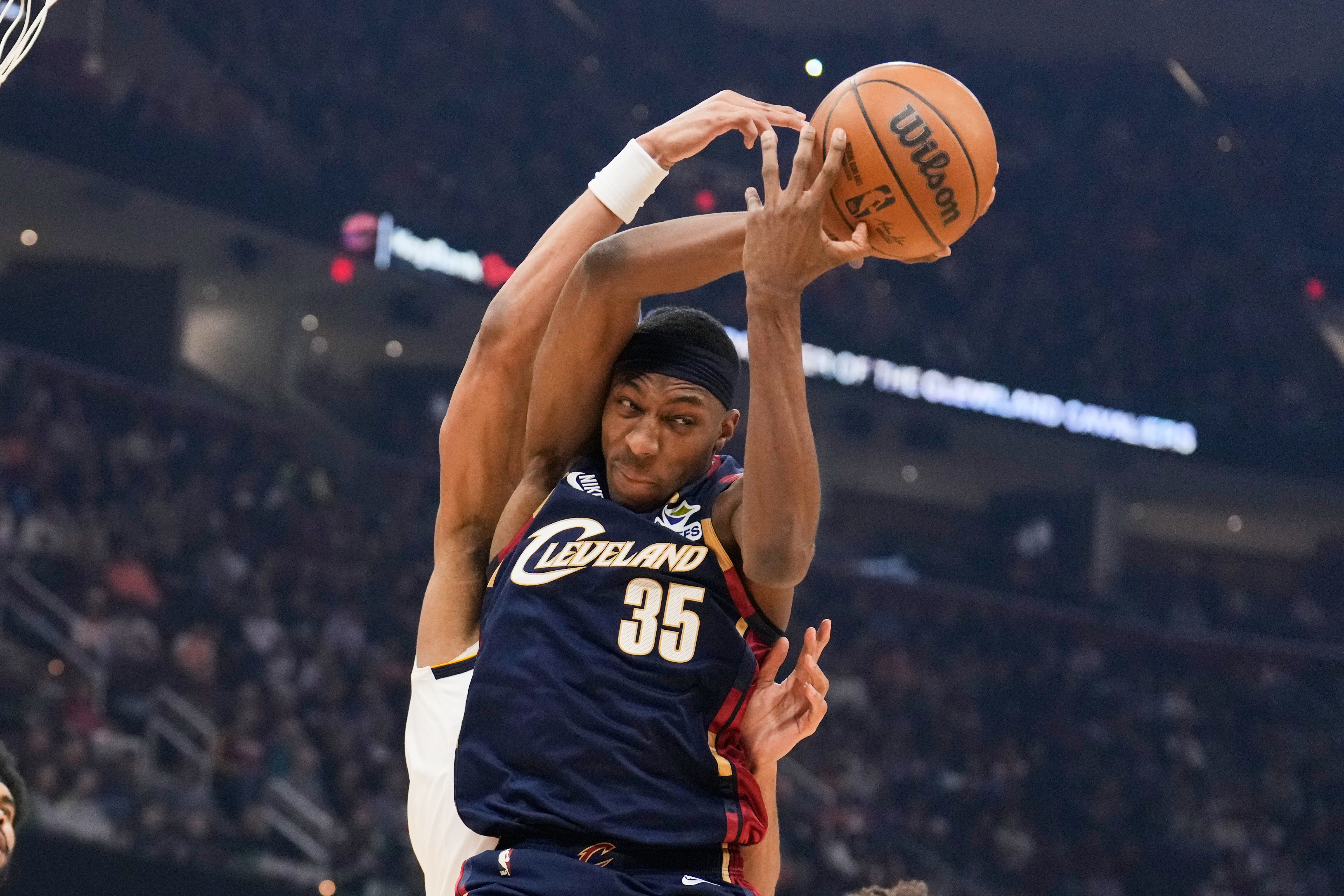 Donovan Mitchell scores 33 points, Cavaliers outlast short-handed ...