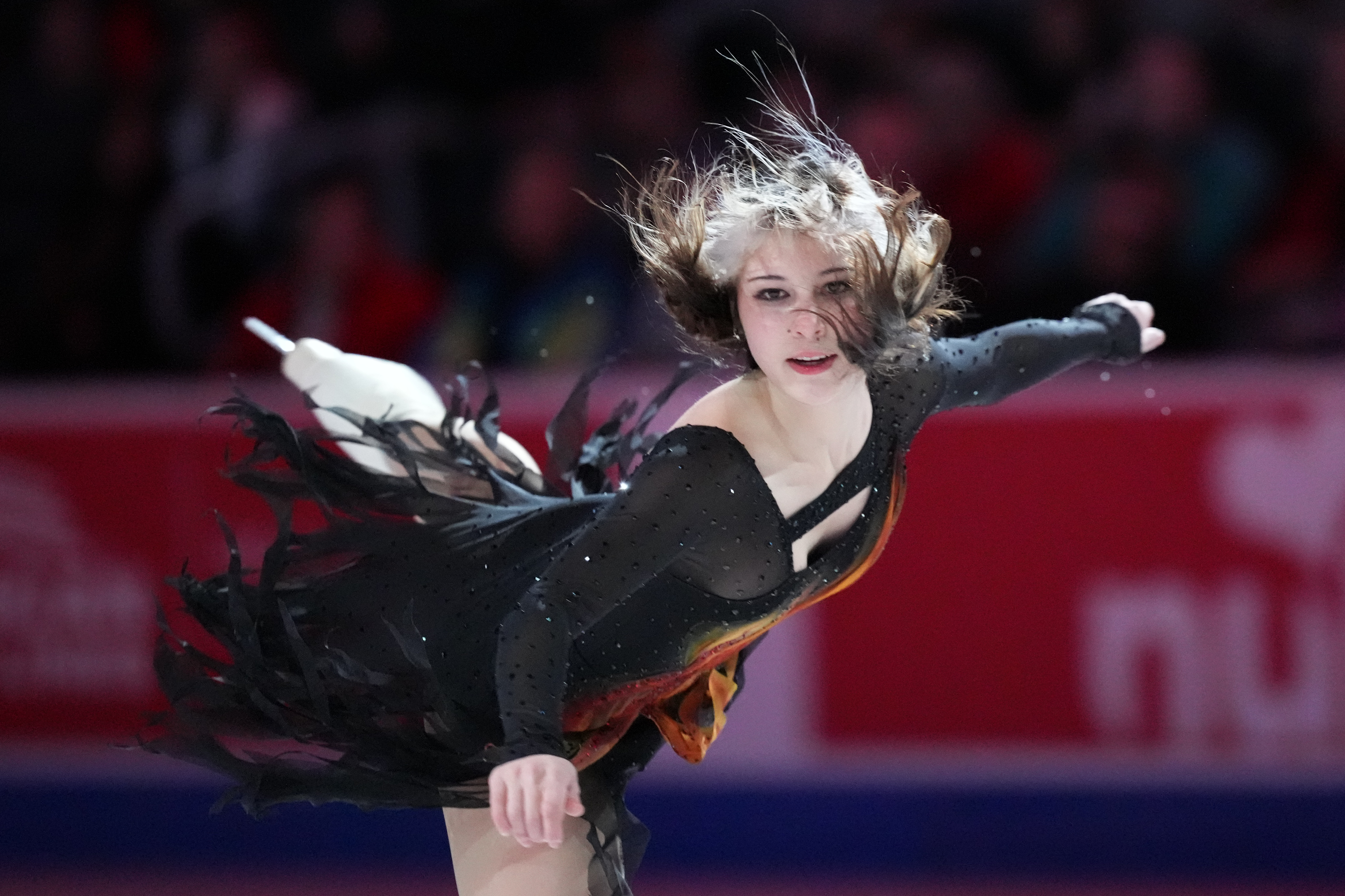 Minions music leads to nightmare for Olympic skater while putting a ...