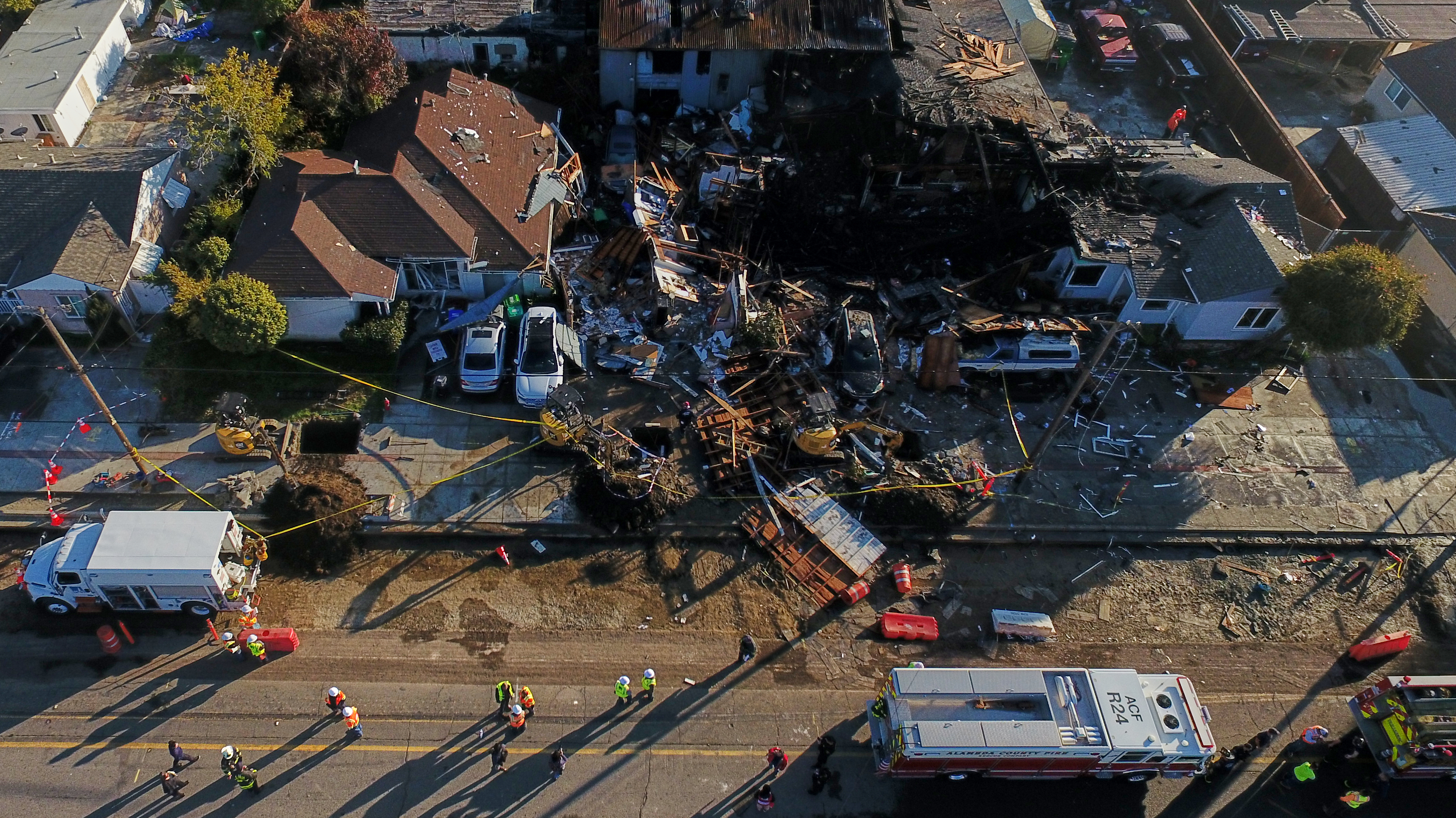 Gas explosion in San Francisco Bay Area damages homes, 6 taken to ...