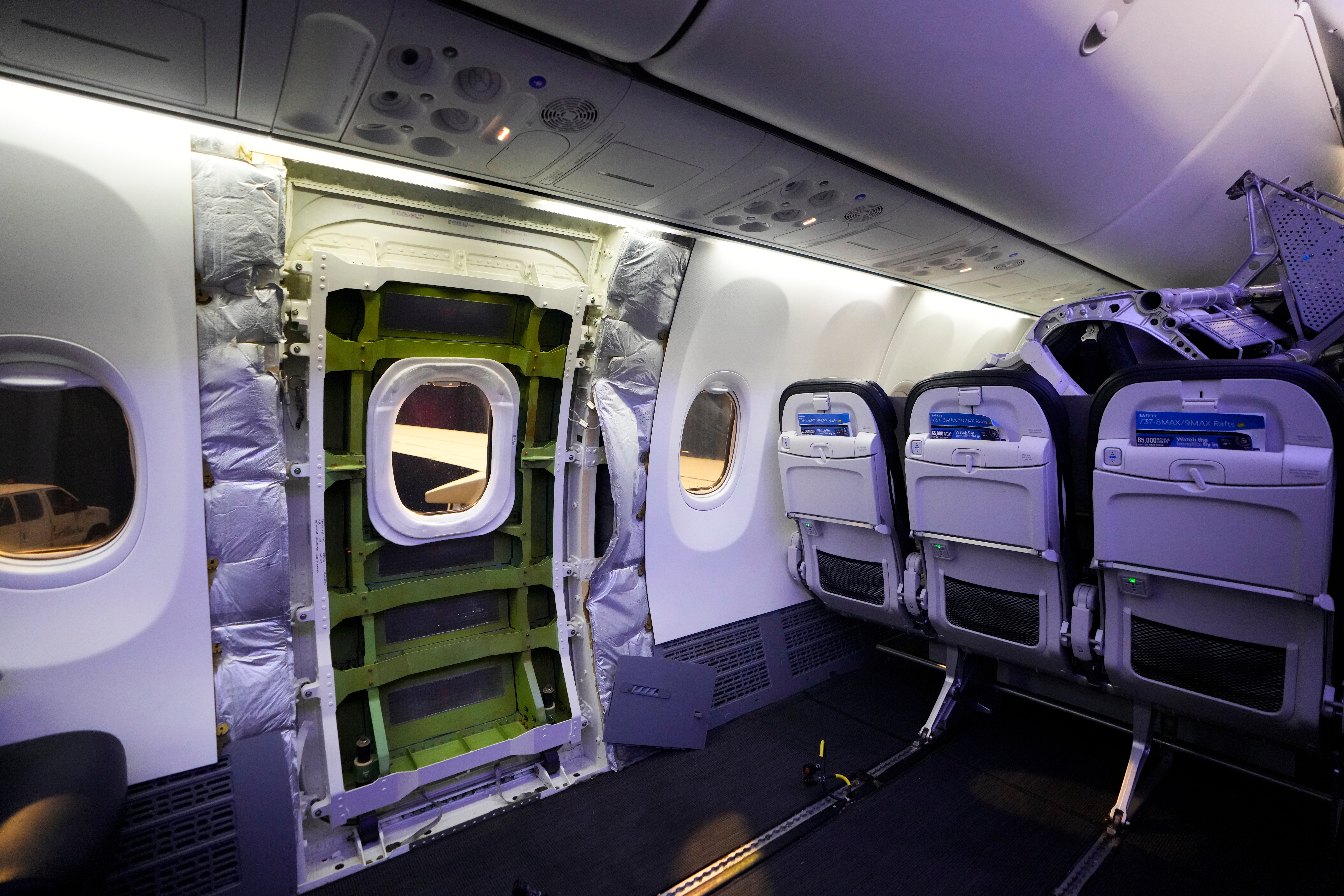 Alaska Airlines pilot who safely landed plane after panel blew out says ...