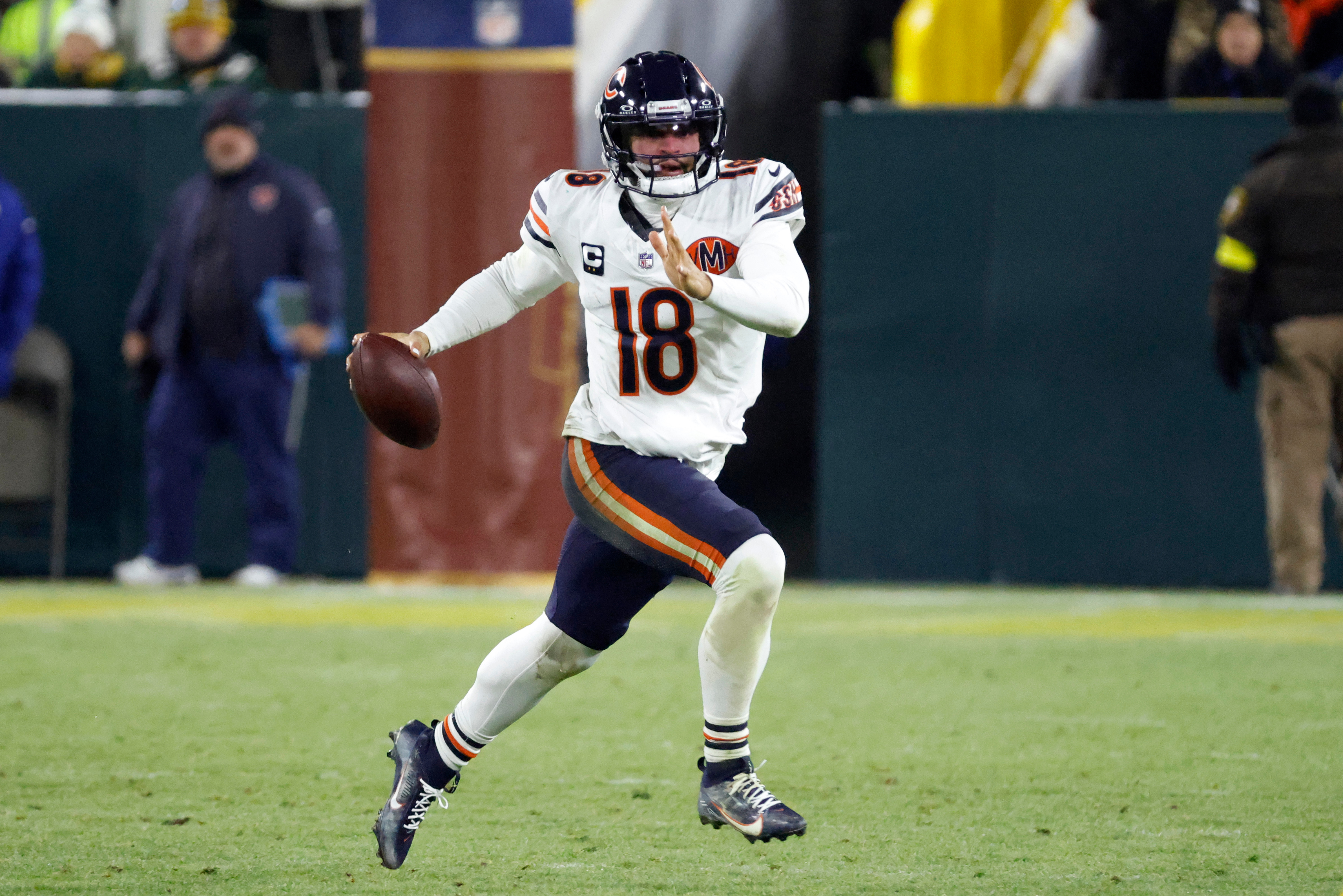 Bears' Caleb Williams blames himself for not throwing better pass on ...