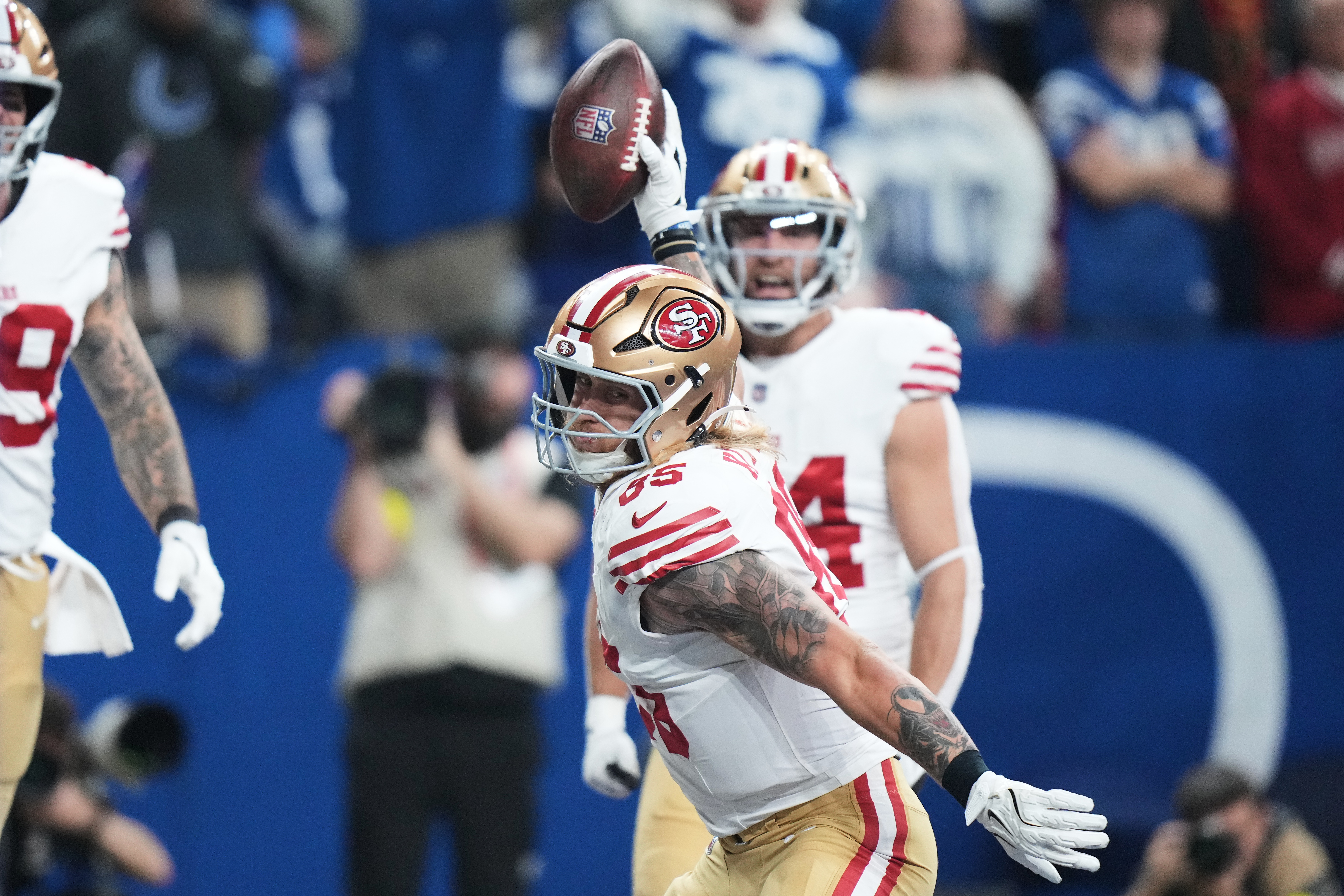 49ers' George Kittle misses key game against Bears with ankle injury ...