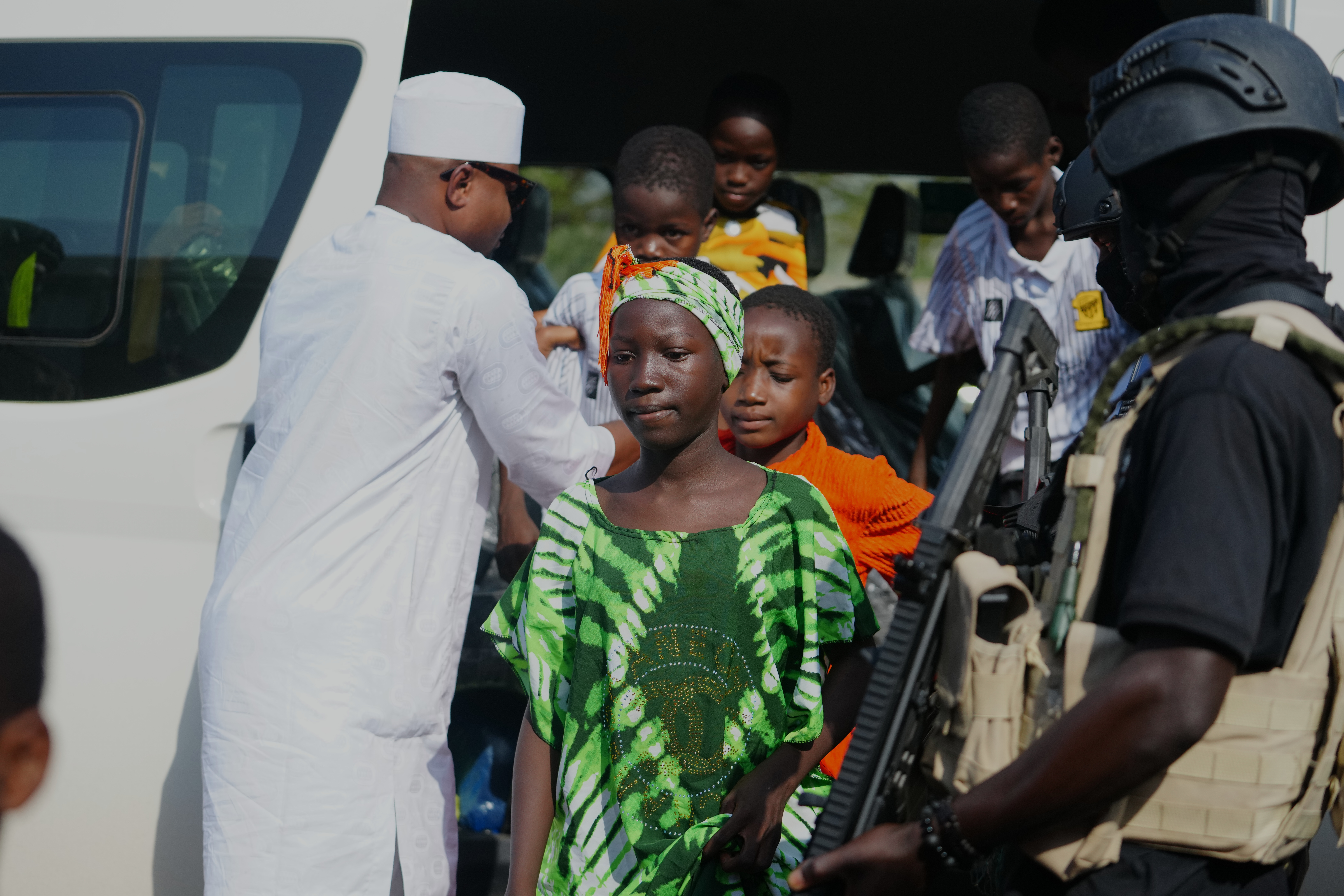 Nigerians welcome 130 schoolchildren and teachers released after mass ...