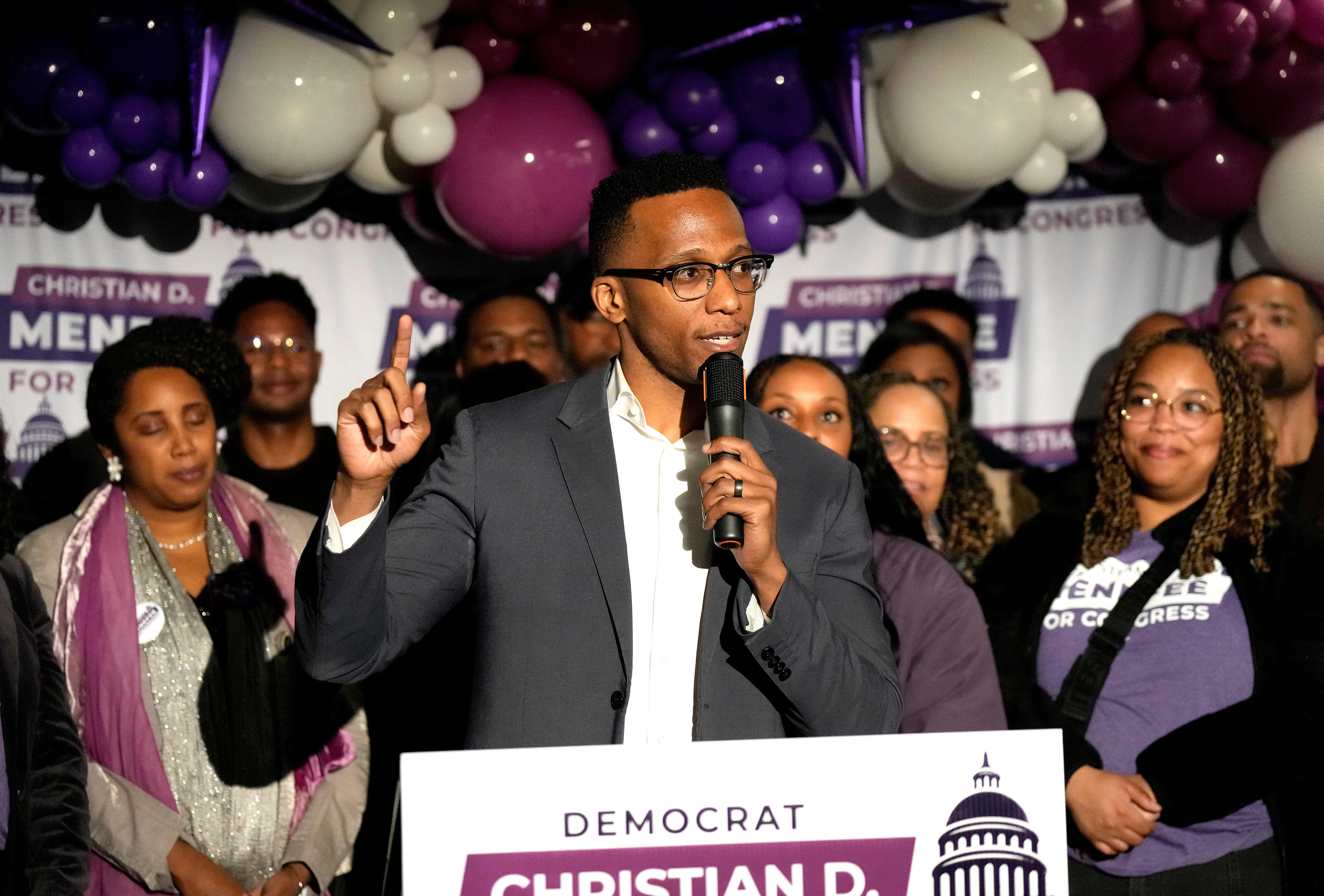 Democrats Menefee and Edwards compete for a House seat that will narrow ...
