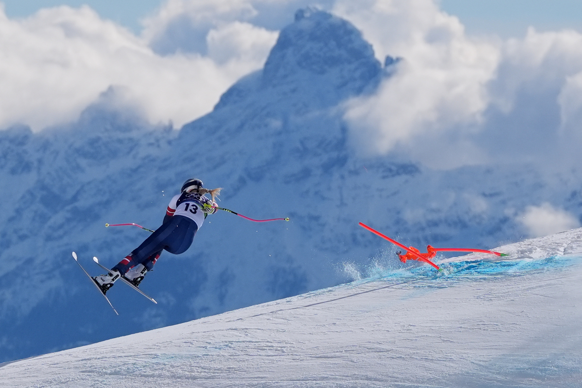 Lindsey Vonn says she has a 'successful' 3rd surgery on broken leg ...
