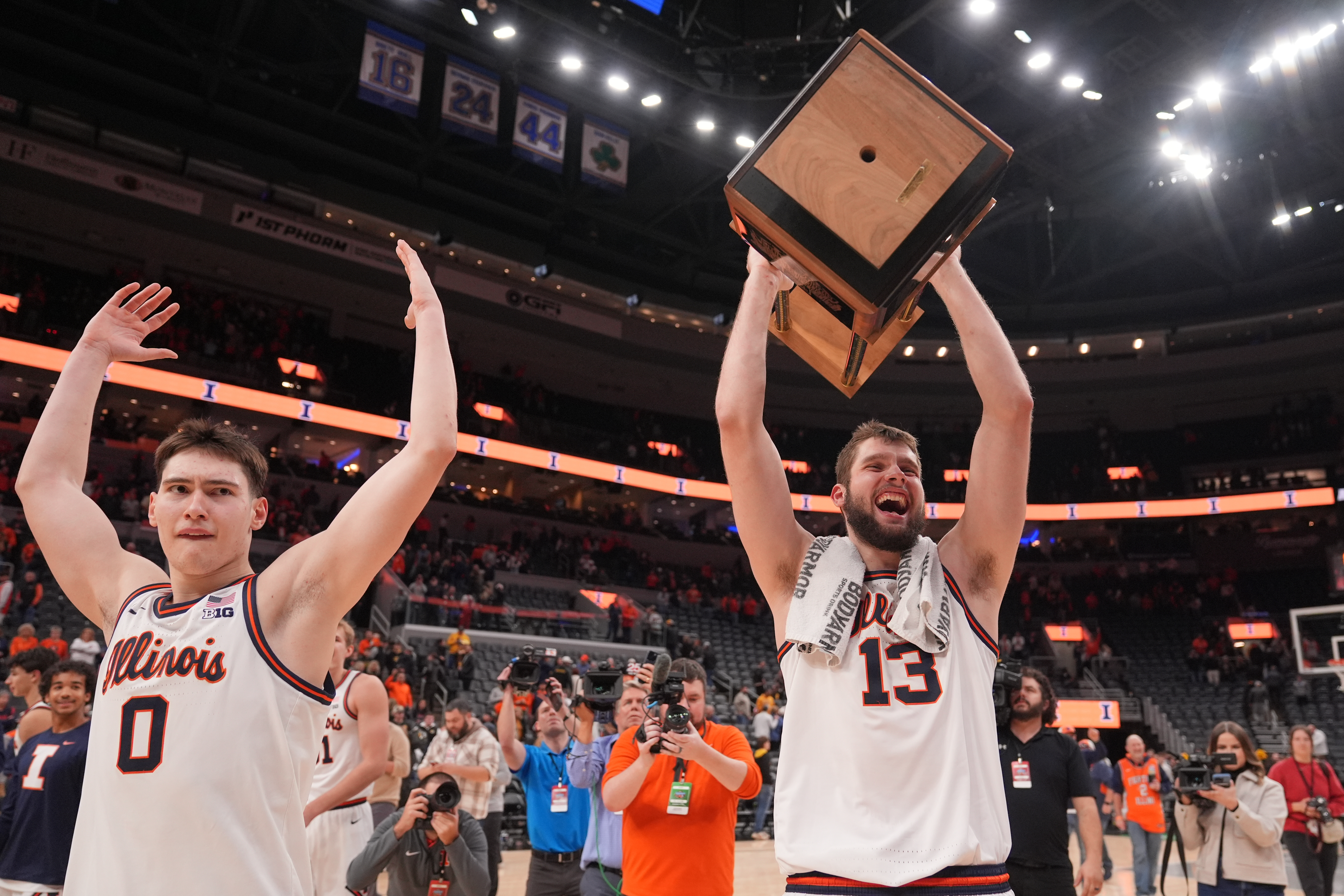 Wagler powers No. 20 Illinois past Missouri 91-48 for biggest blowout ...