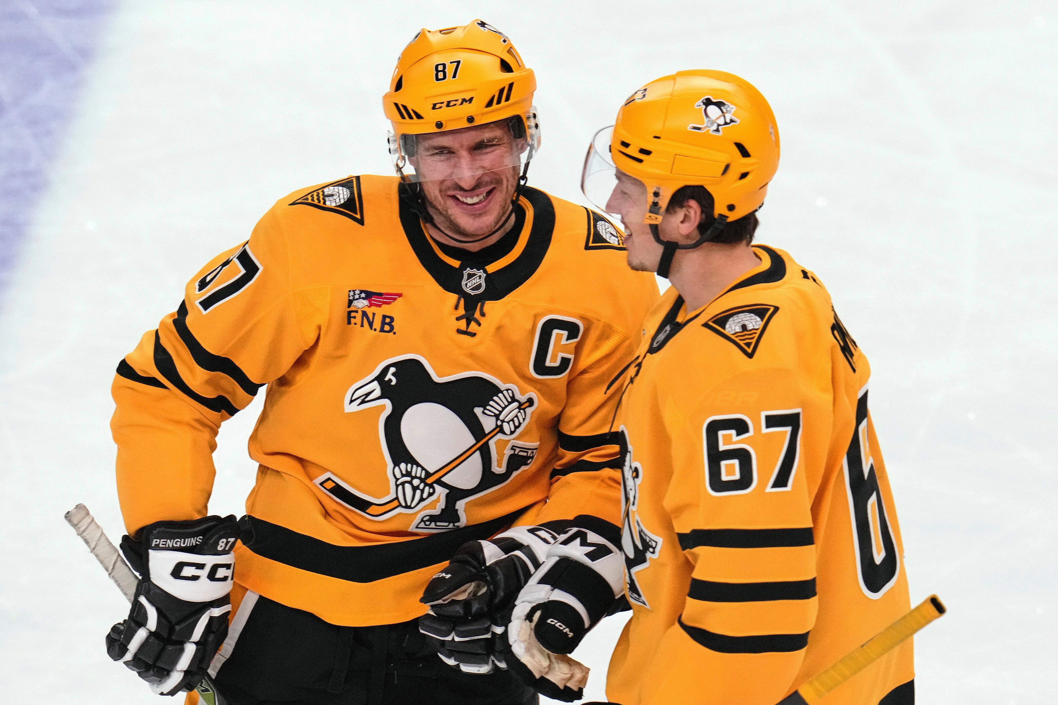 Crosby helps Penguins power past Flyers 6-3 | 10tv.com