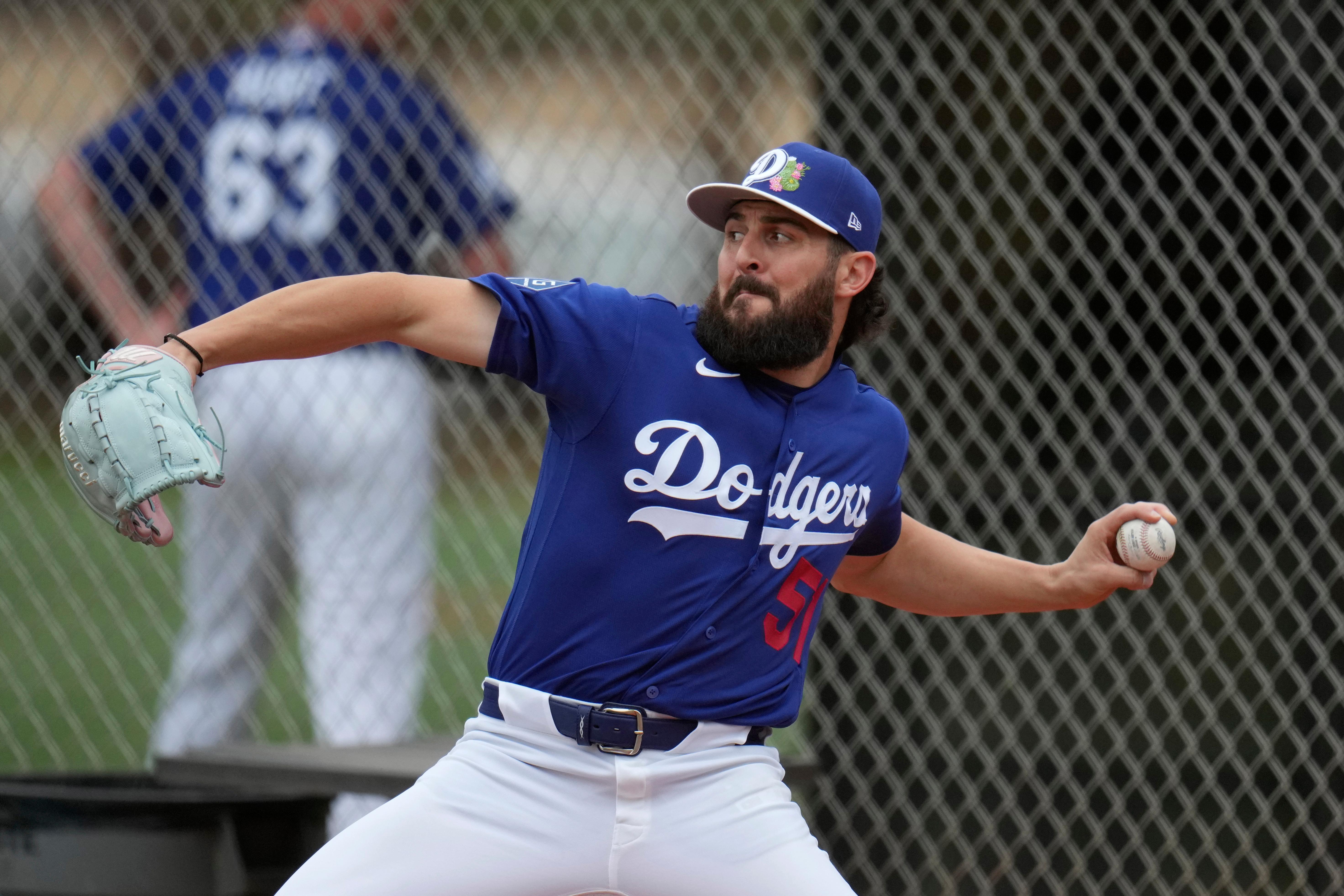 Dodgers pitcher Alex Vesia grateful for support after daughter's death ...