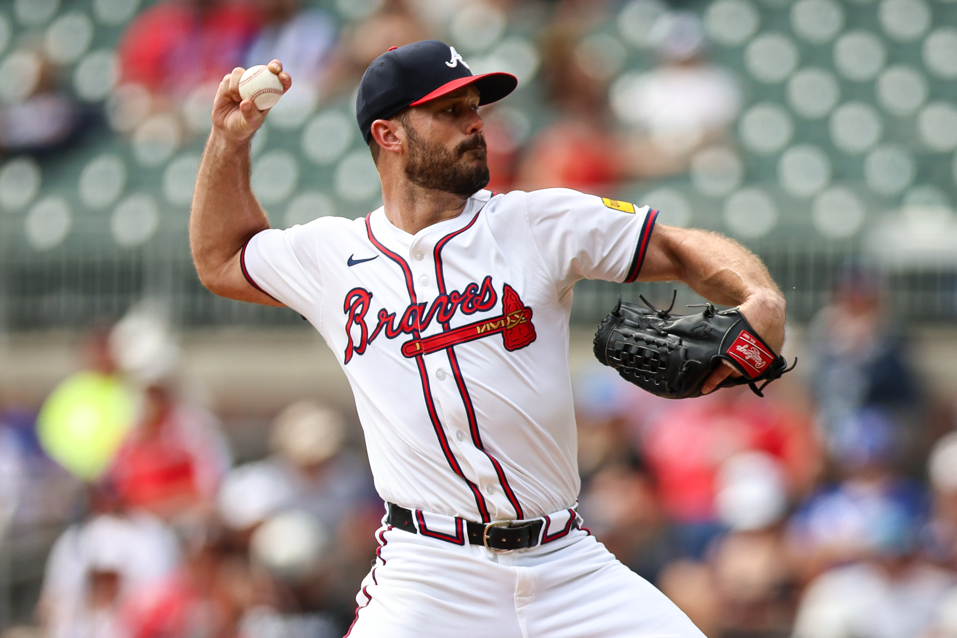 Braves continue to bolster bullpen by signing right-hander Tyler Kinley ...