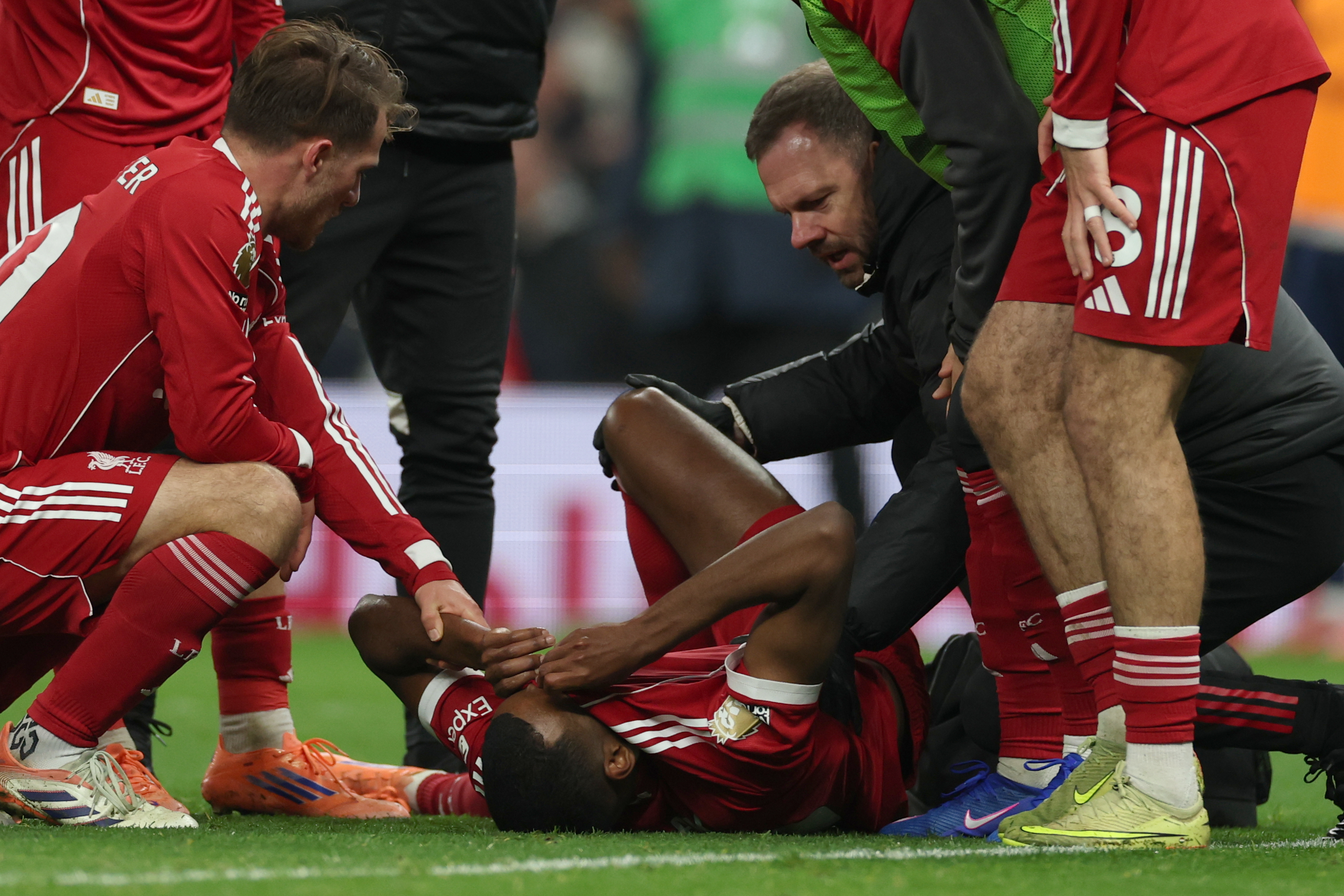 Liverpool's Alexander Isak out indefinitely after surgery on broken ...