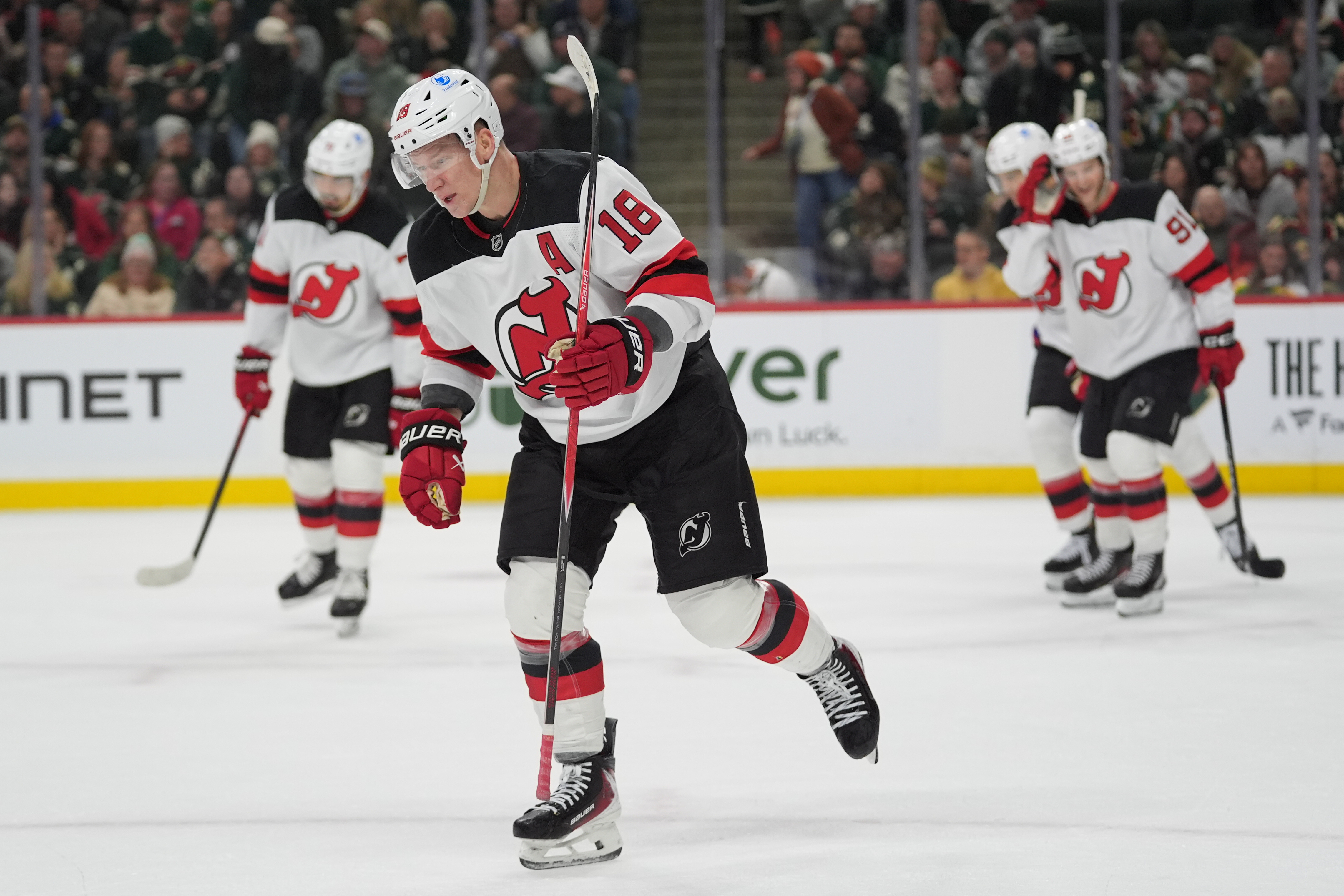 Jesper Bratt, Ondrej Palat each score 2 goals as Devils beat Wild 5-2 ...