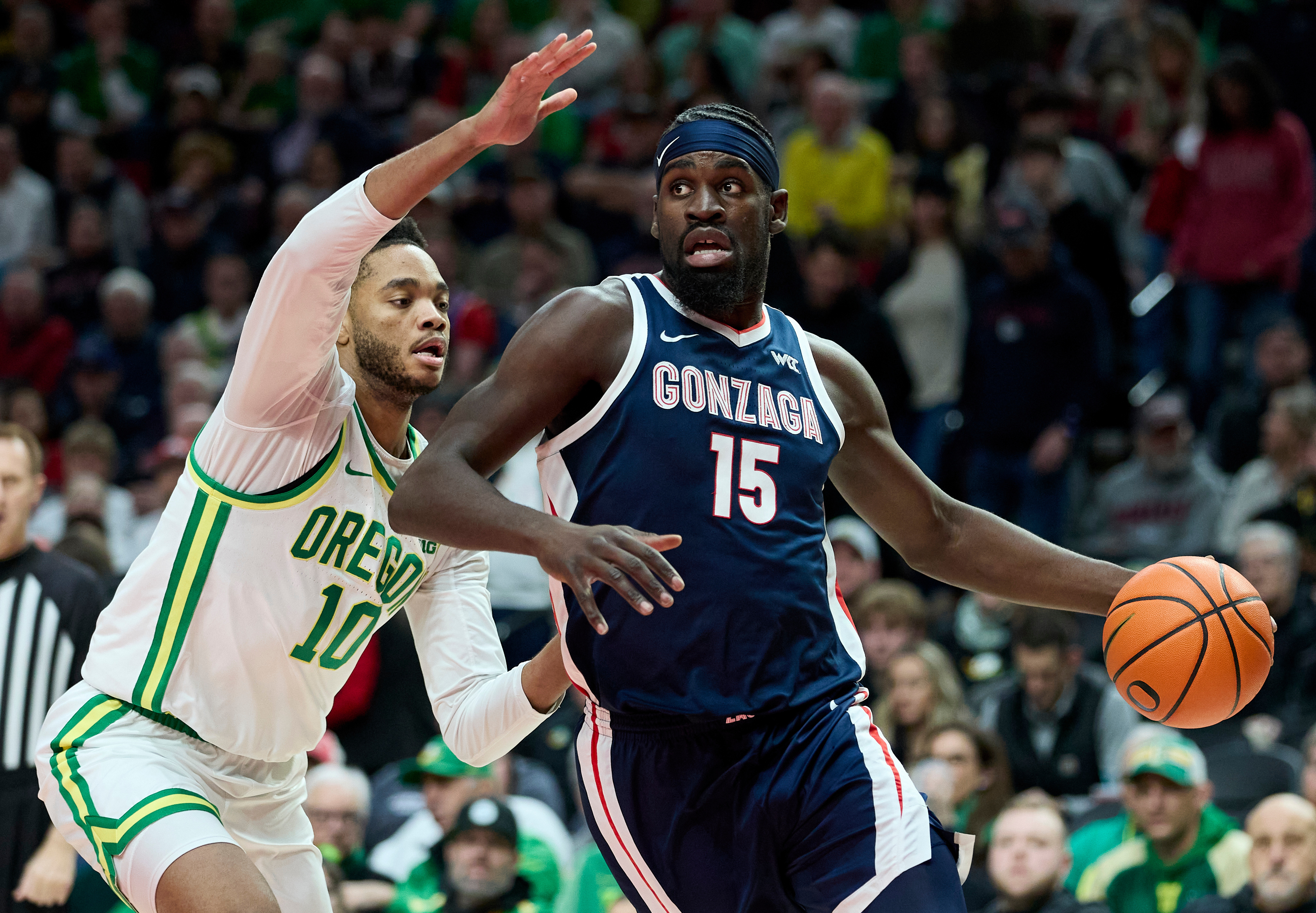 Smith, Huff help No. 7 Gonzaga beat Oregon 91-82 at Moda Center | krem.com
