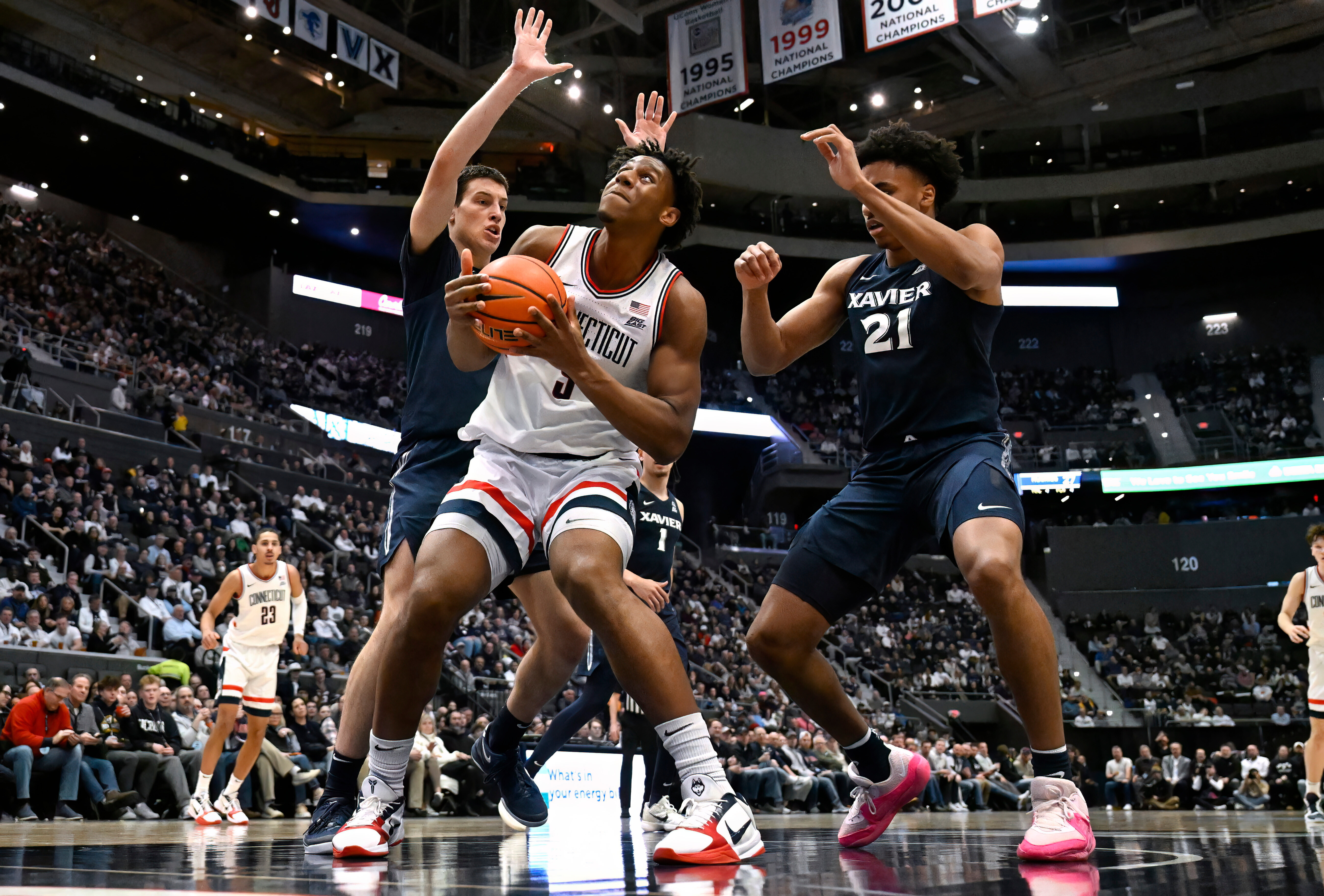 No. 3 UConn remains perfect in Big East play and extends winning streak ...