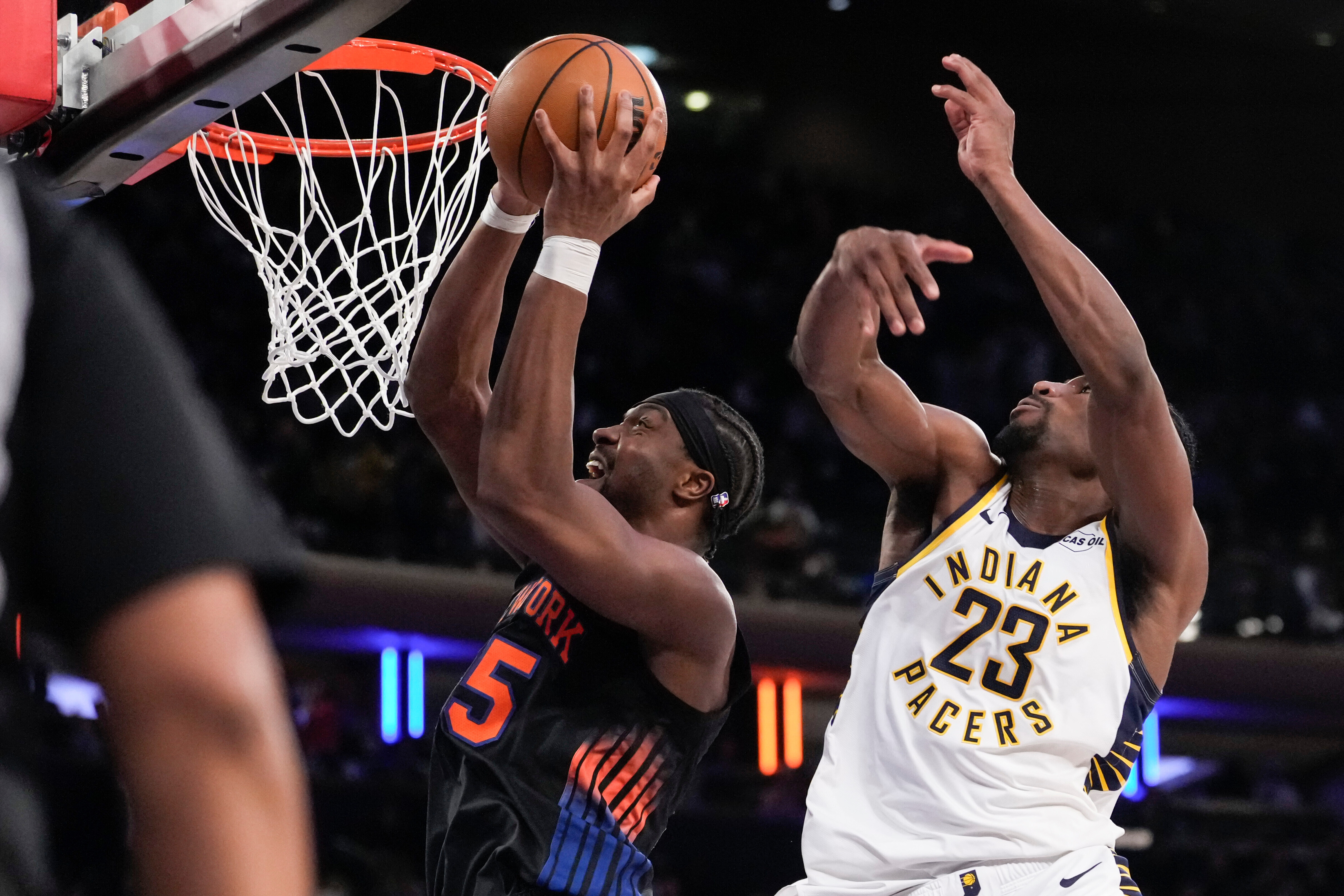 Pacers beat Knicks 137-134 in OT, snap 4-game losing streak | fox61.com