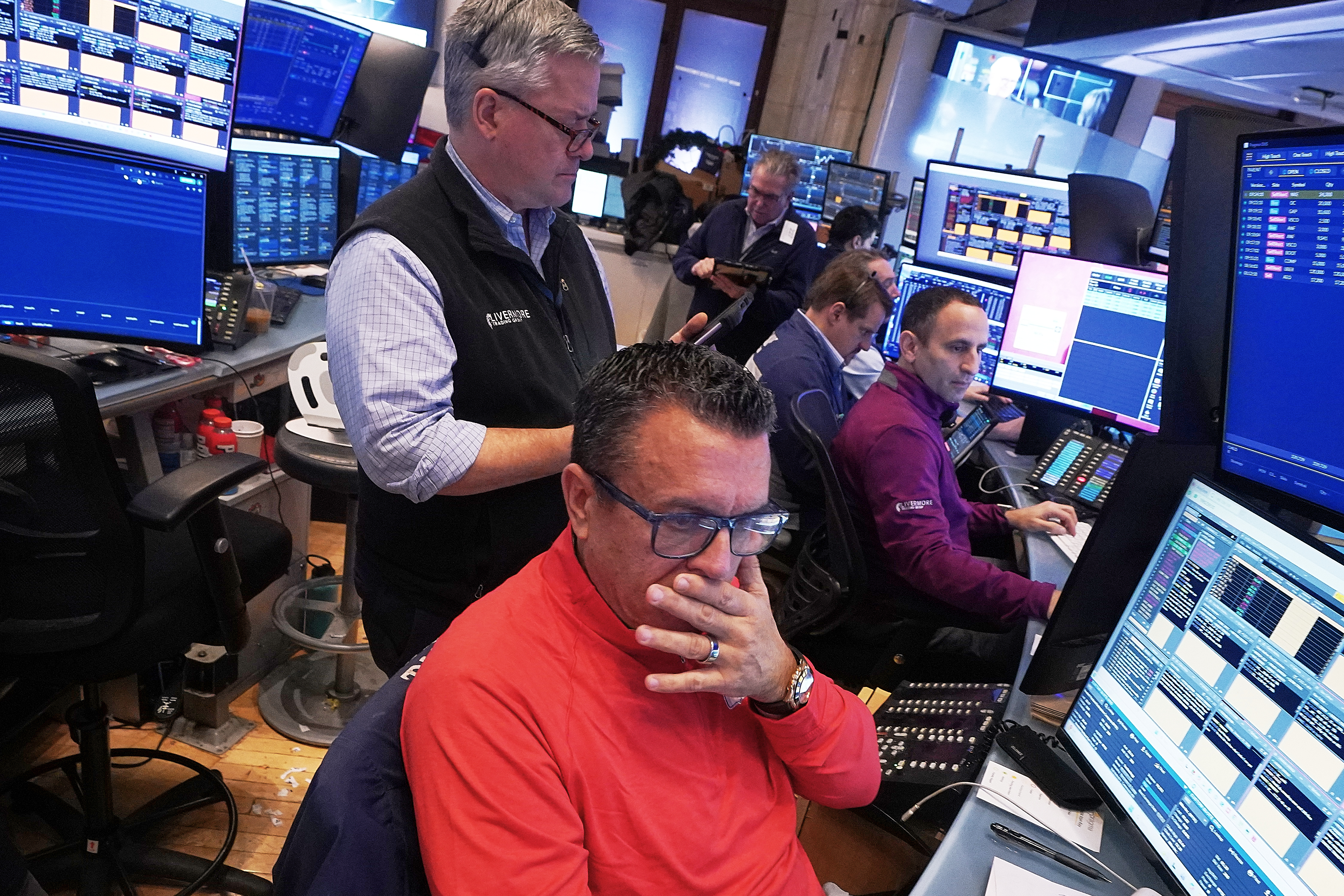 Asian shares mostly rise and Tokyo hits a record, tracking fresh highs ...