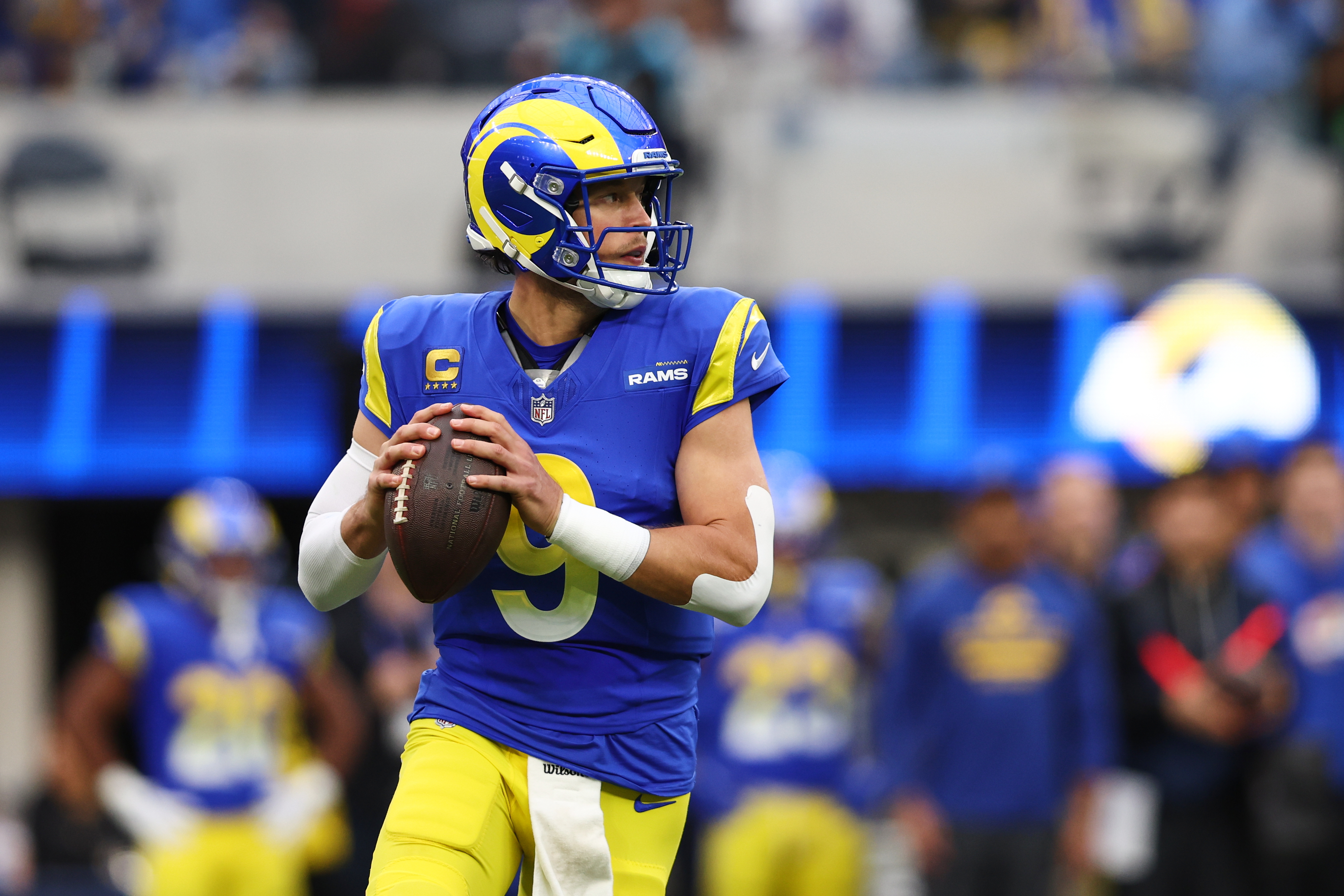 Why 2025 is the year of the first-round quarterback in the NFL | kgw.com
