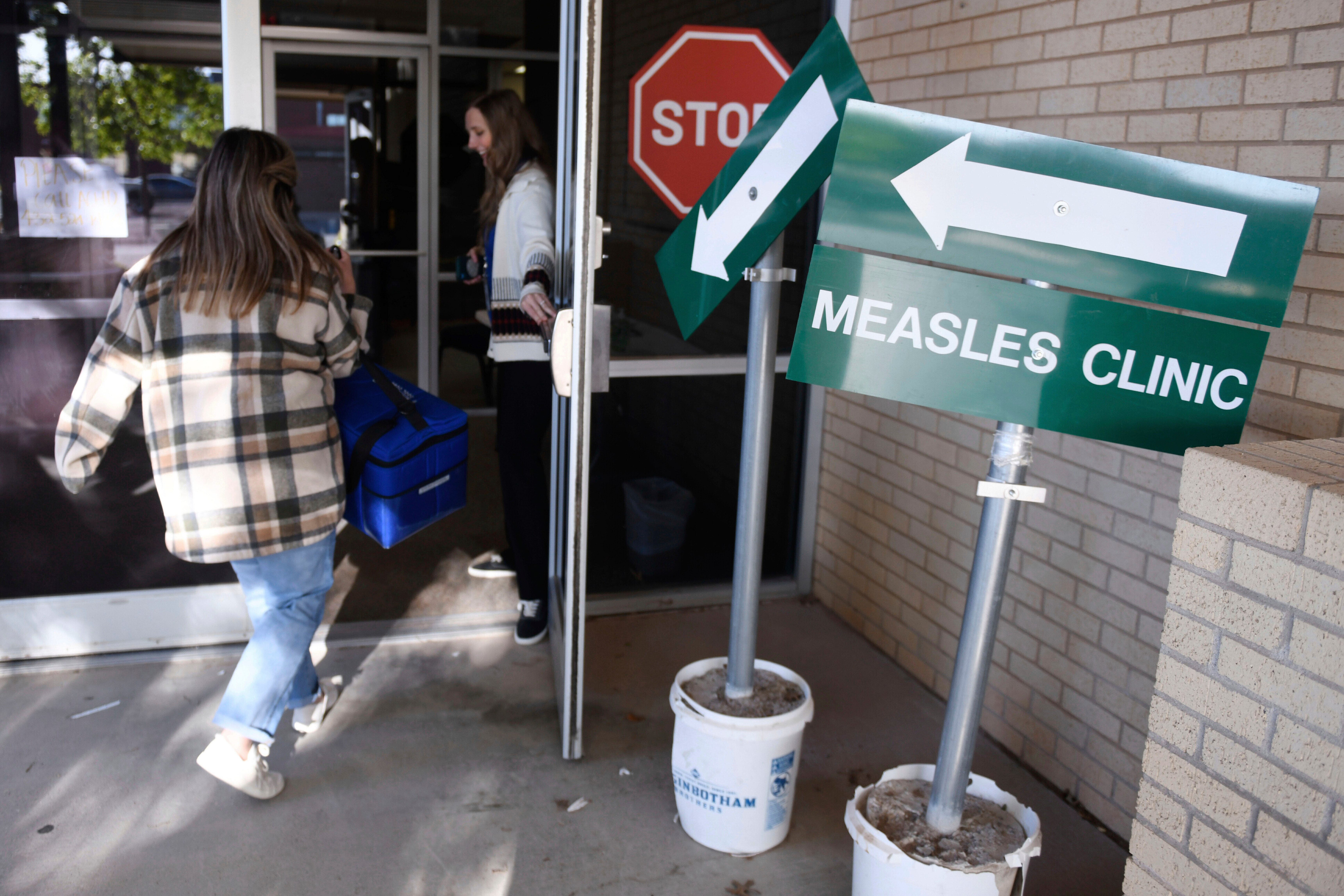 The US is on the verge of losing its measles elimination status. Here's ...