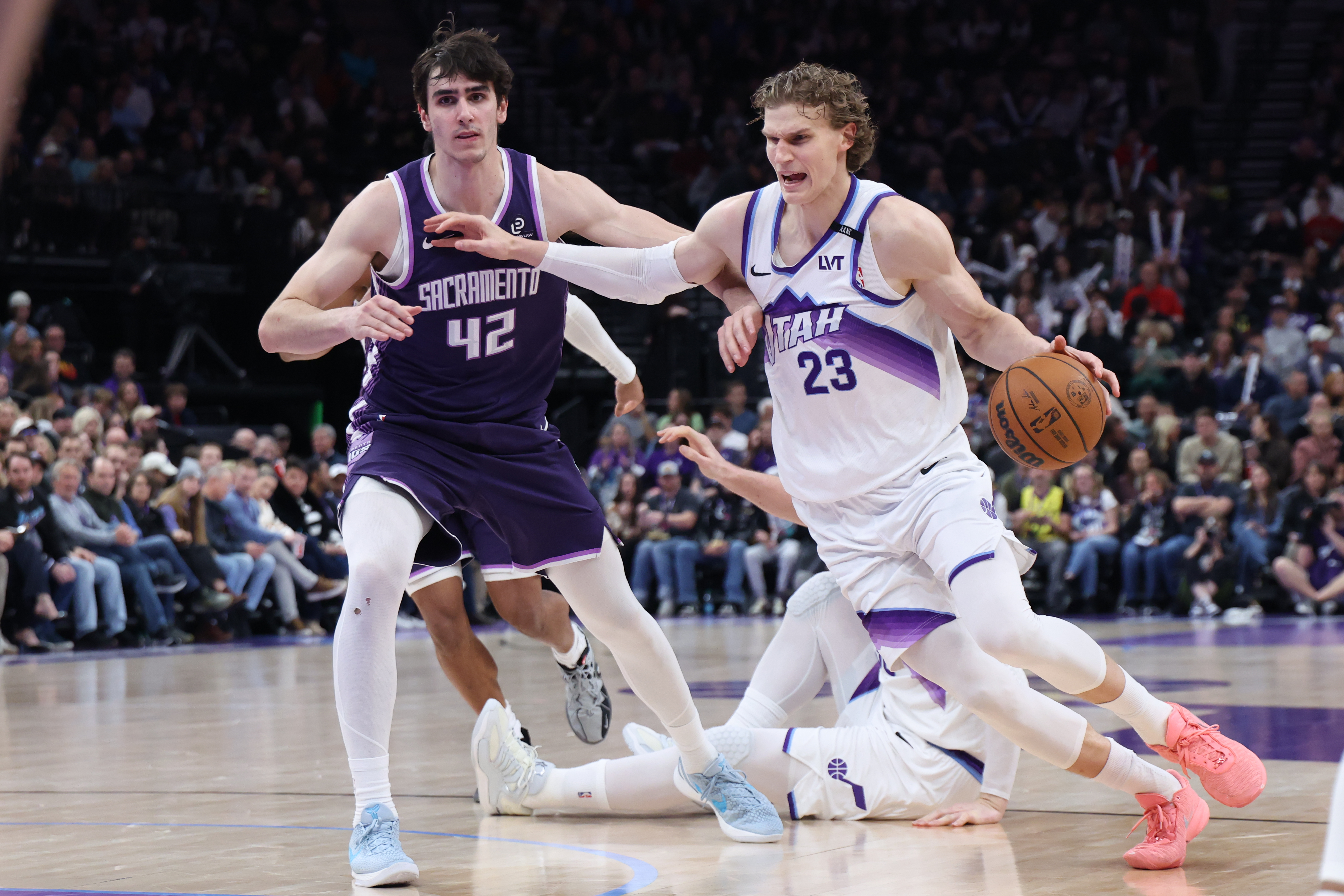 A strong NBA draft puts the Jazz under scrutiny for late-game star sit ...