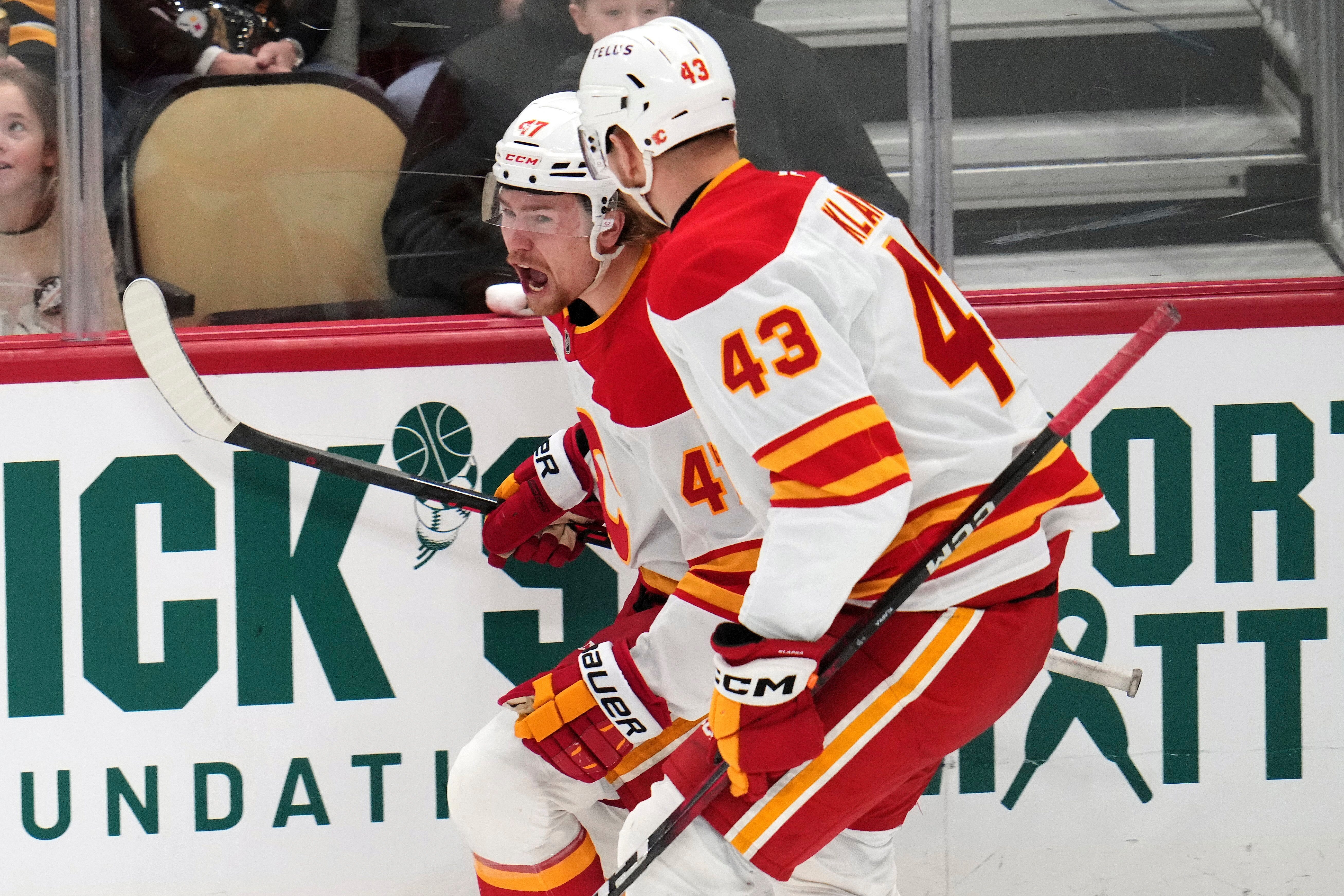 Matt Coronato's 3rd-period goal lifts Flames over Penguins 2-1 | kgw.com