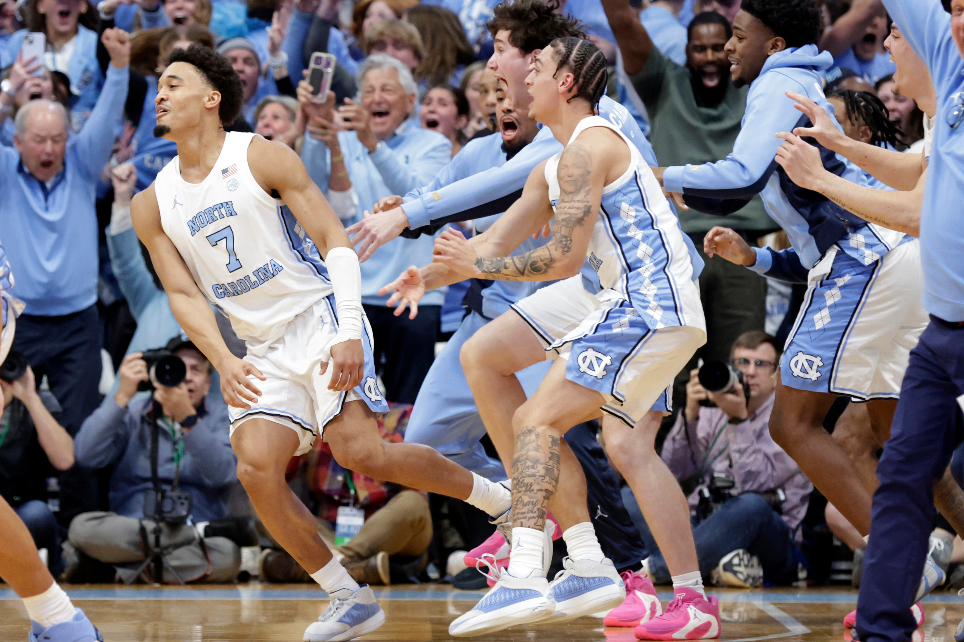 Seth Trimble hits late 3 to lift No. 14 UNC past No. 4 Duke 71-68 in ...