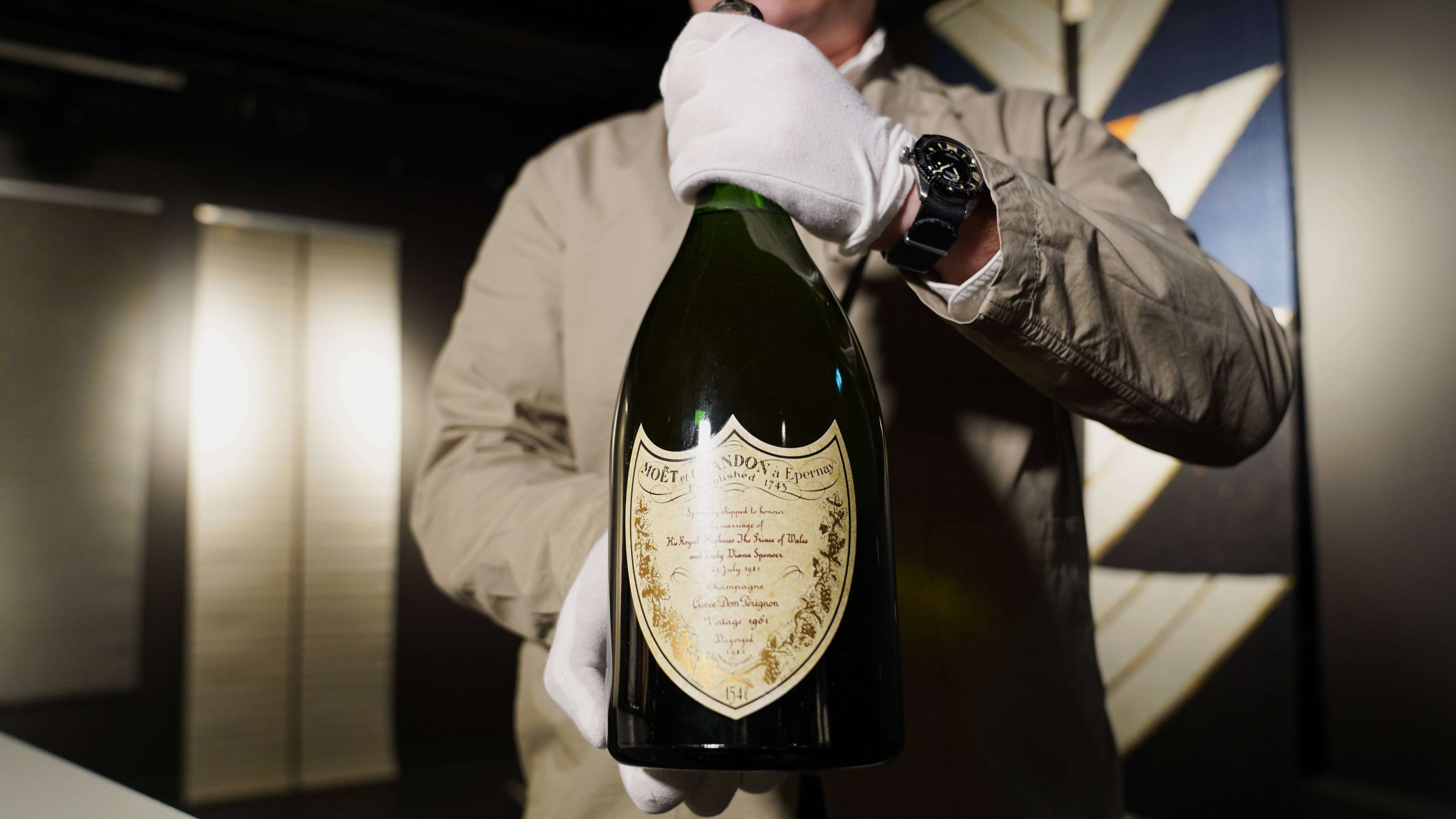 Rare Dom Pérignon champagne from Charles and Diana's wedding fails to ...