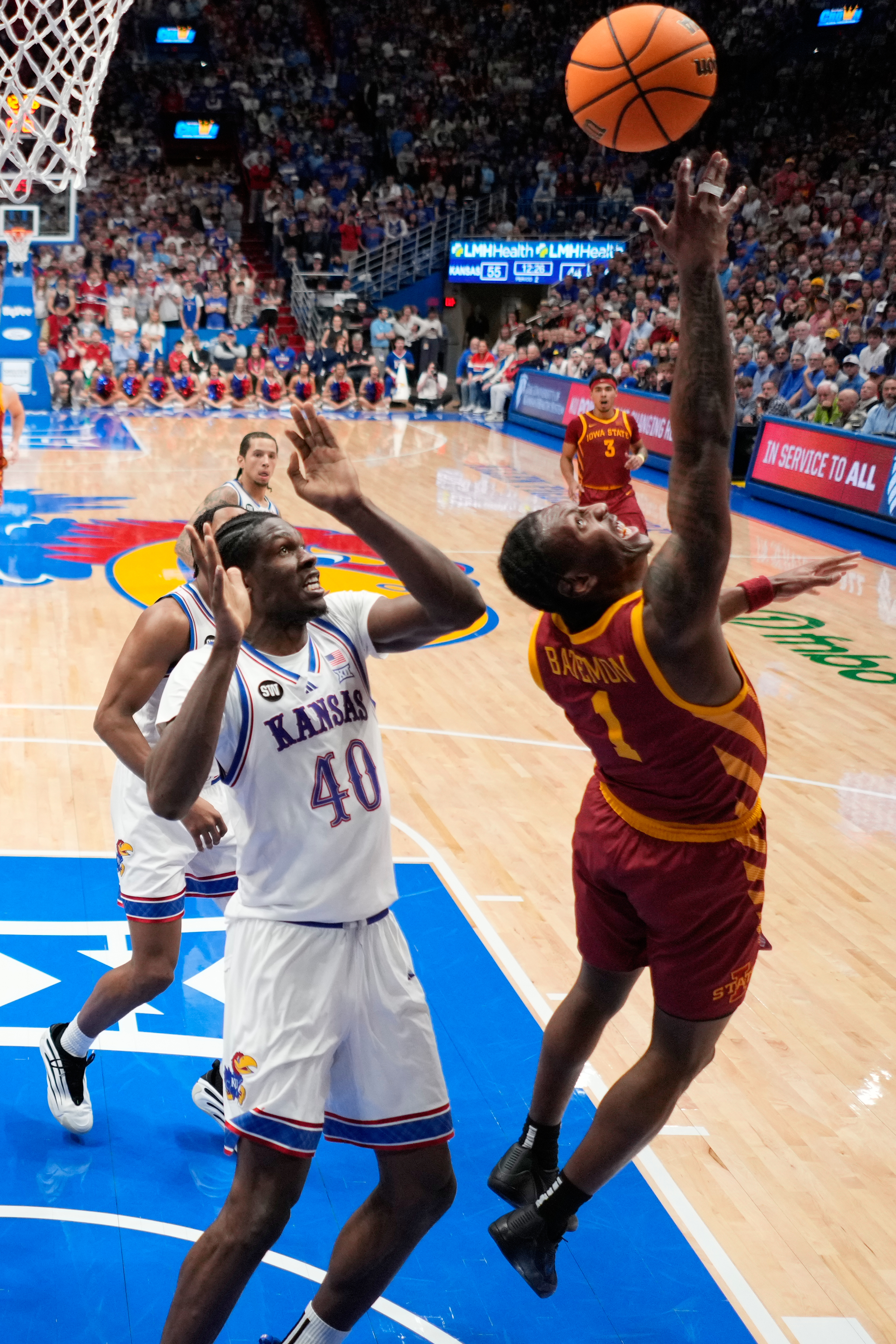 Reed and Demary power No. 3 UConn to a 69-64 win over No. 25 Seton Hall ...