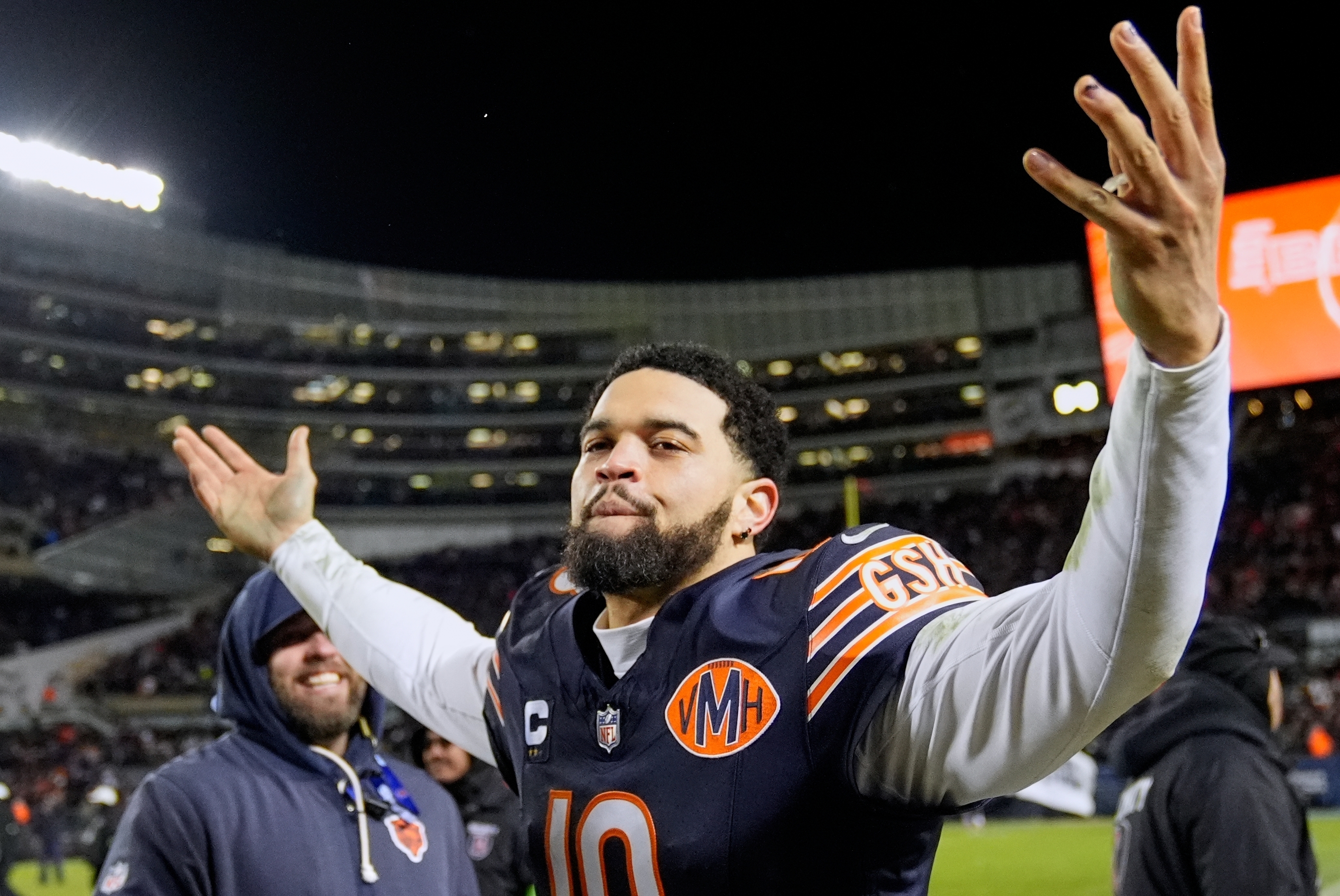 Bears' wild-card win over Packers sets NFL streaming viewership record ...