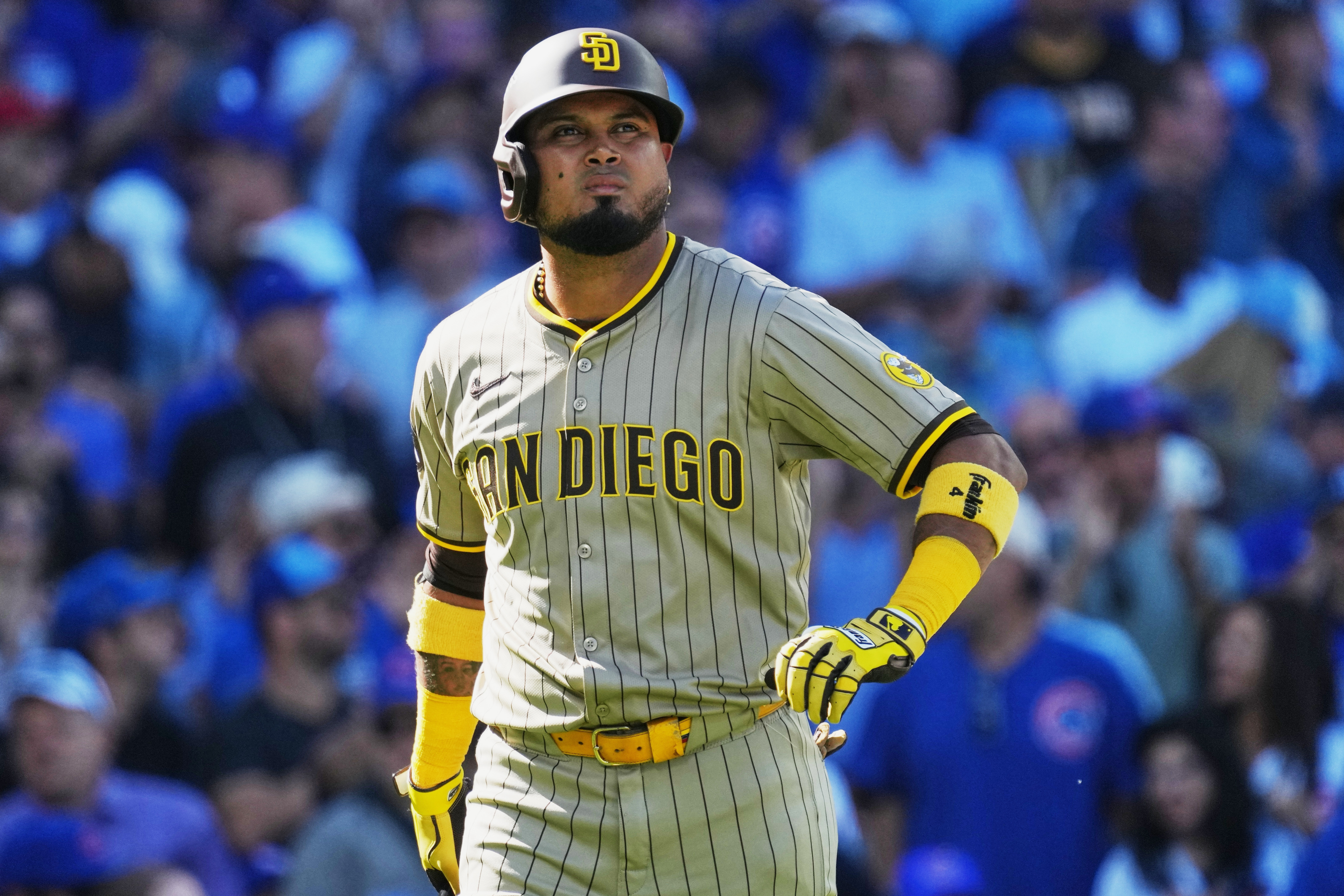 Luis Arraez and Giants agree on $12 million, 1-year contract, AP source ...