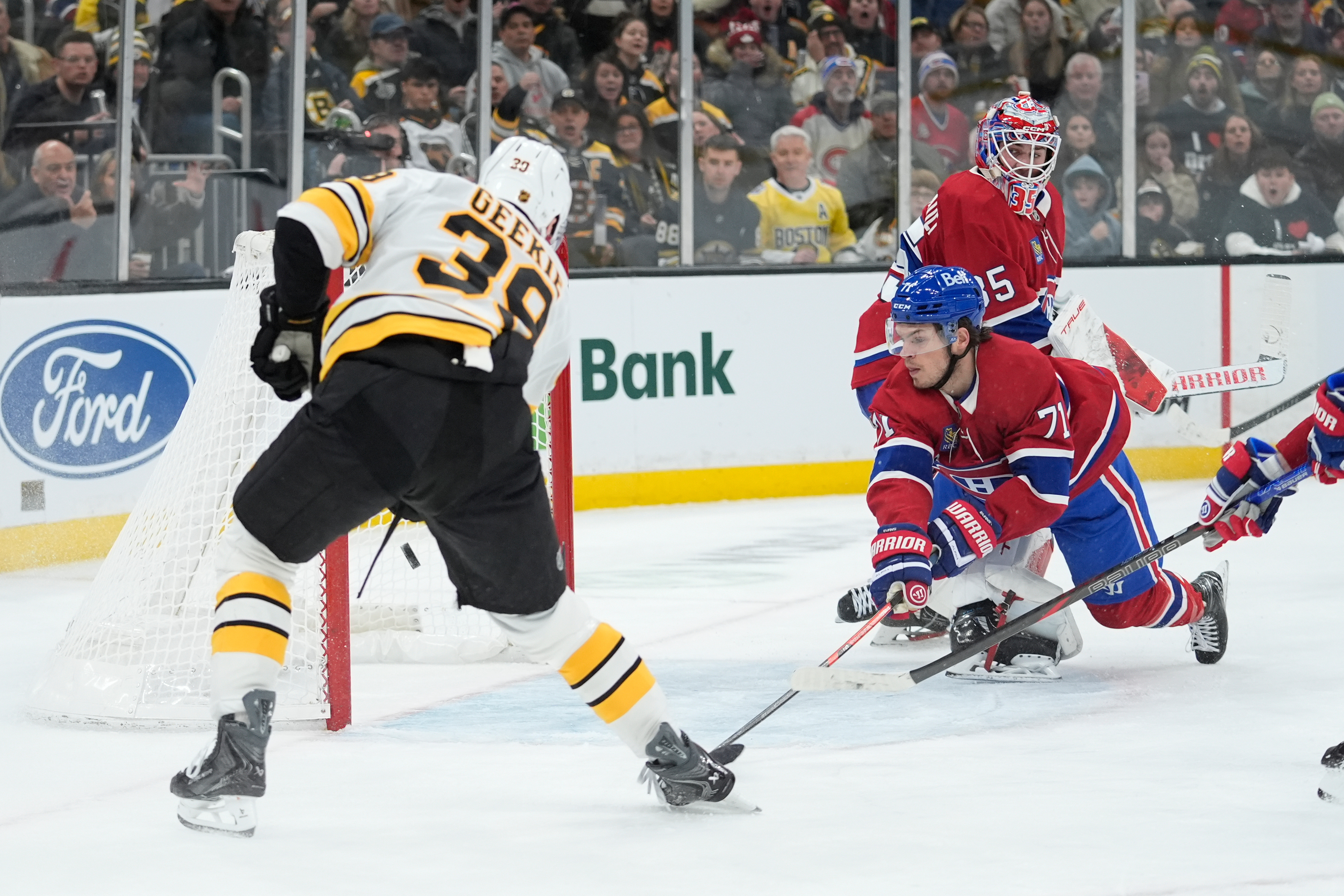 Geekie scores 100th career goal, Bruins beat Canadiens 4-3 | cbs19.tv