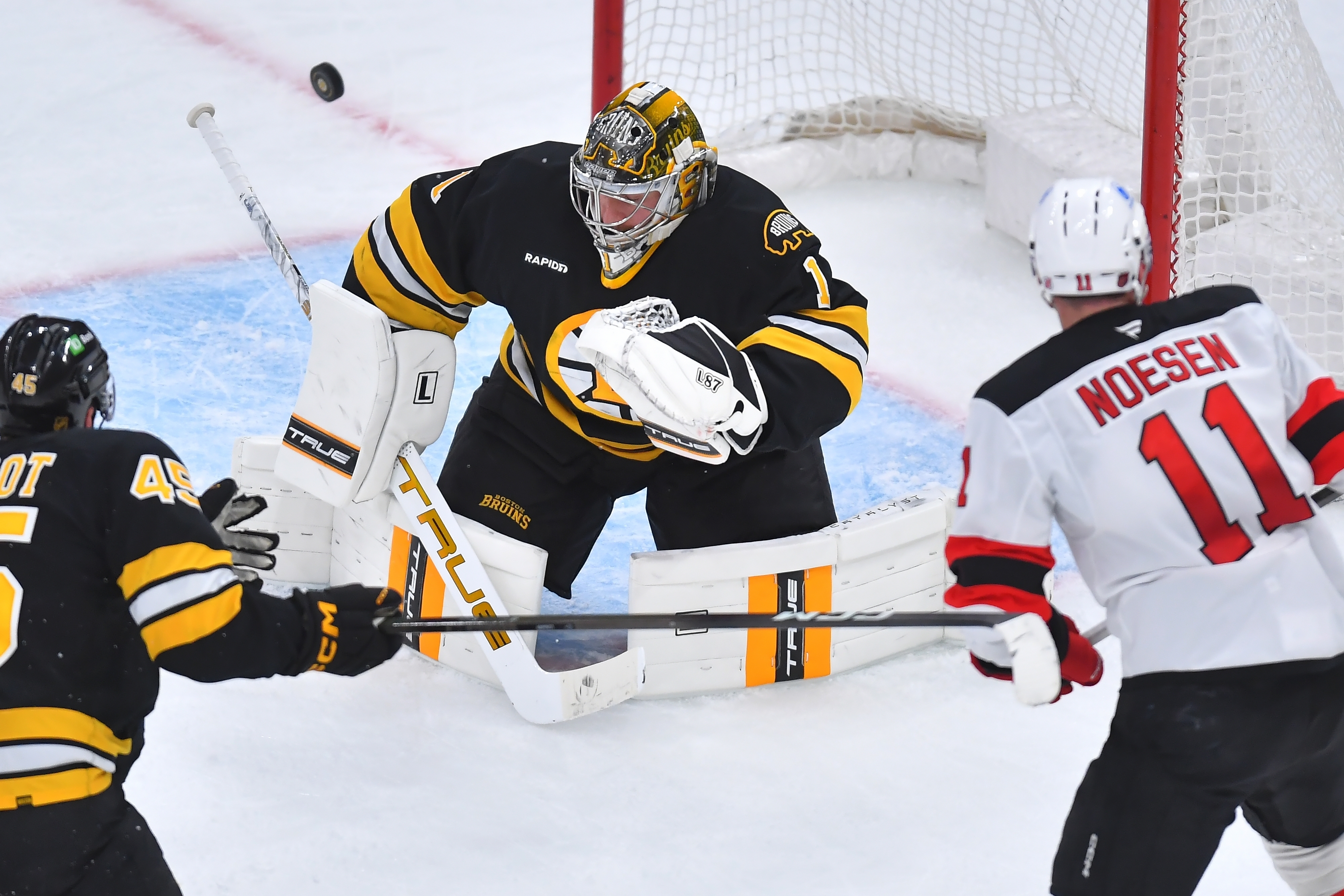 Morgan Geekie scores 22nd goal and Jeremy Swayman stops 29 shots as ...