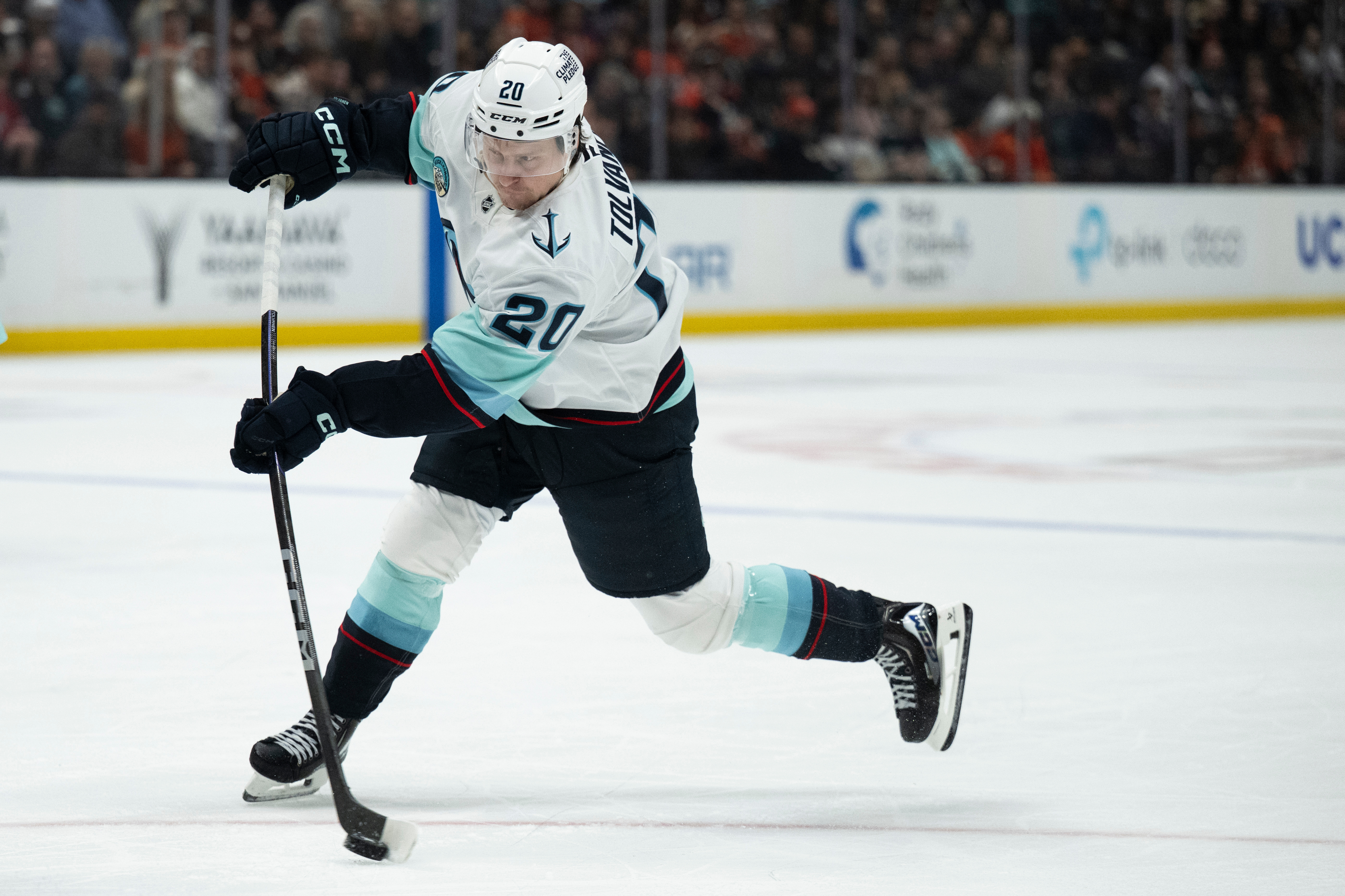 Wright scores tiebreaking goal in 3rd period as Kraken rally from 2 ...