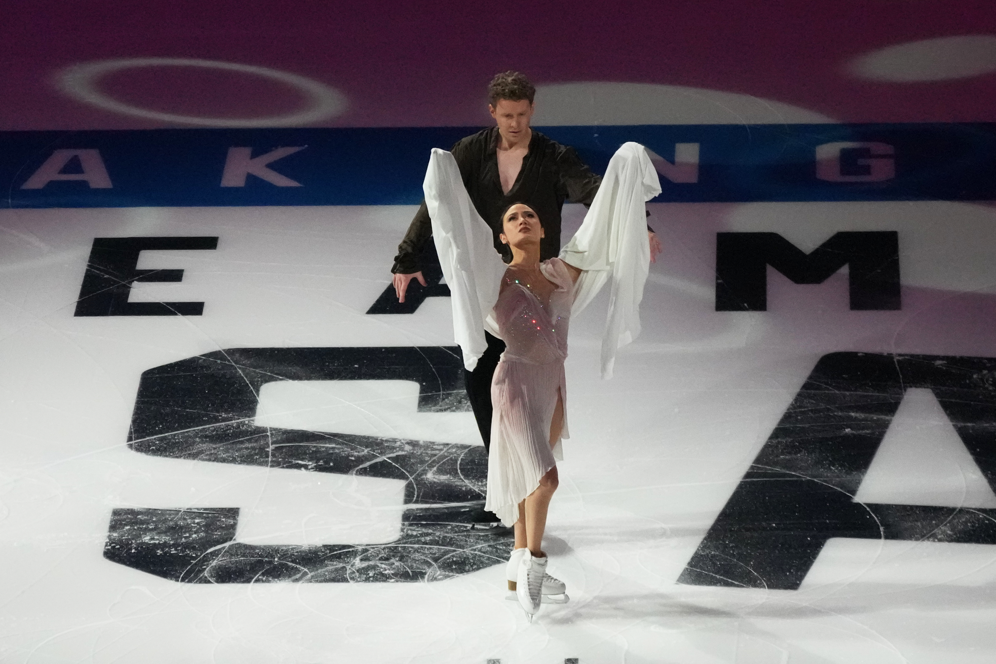 US Figure Skating squad chasing more Olympic gold as competition begins ...