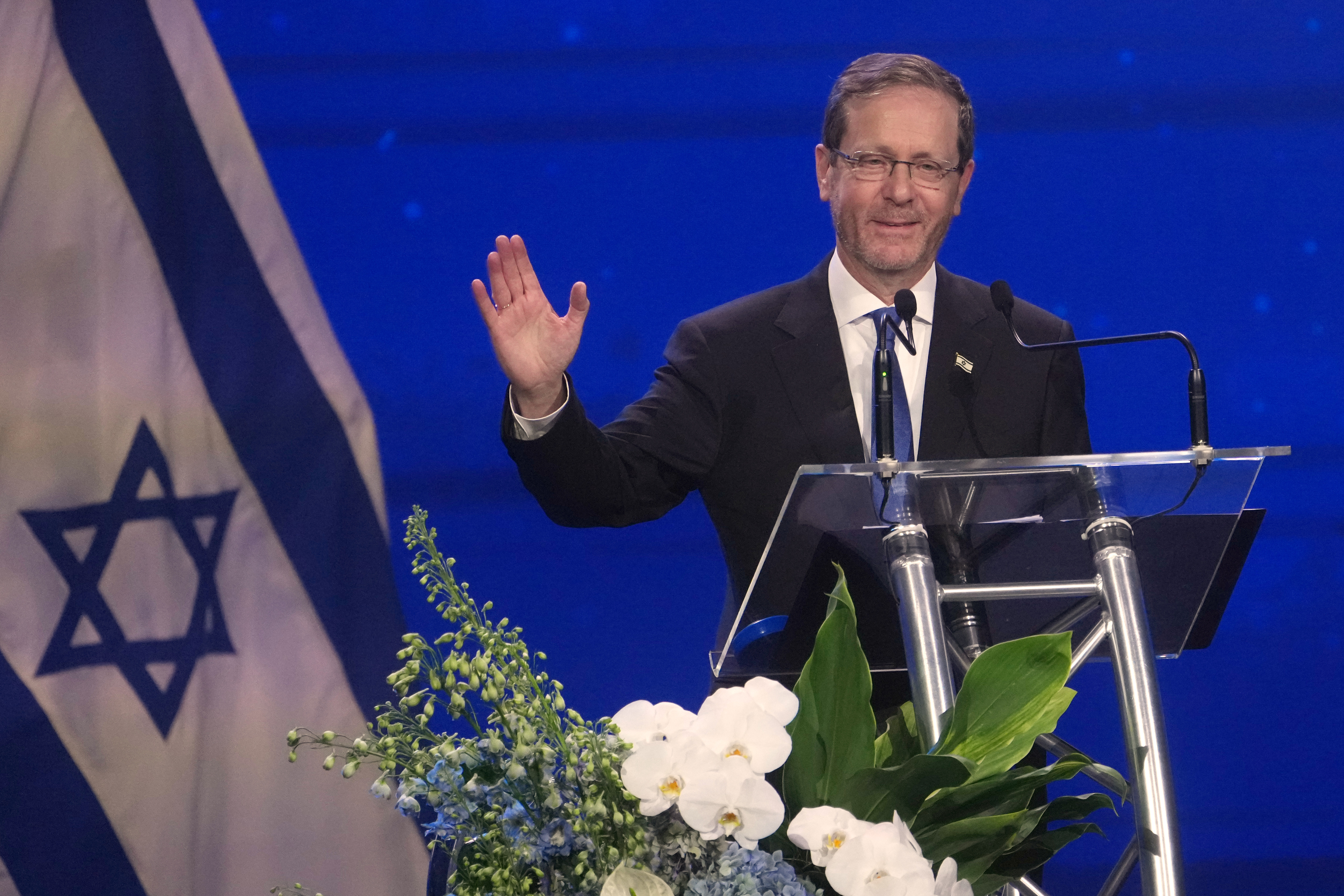 Israeli president ends a fraught Australia visit to comfort Jews as ...