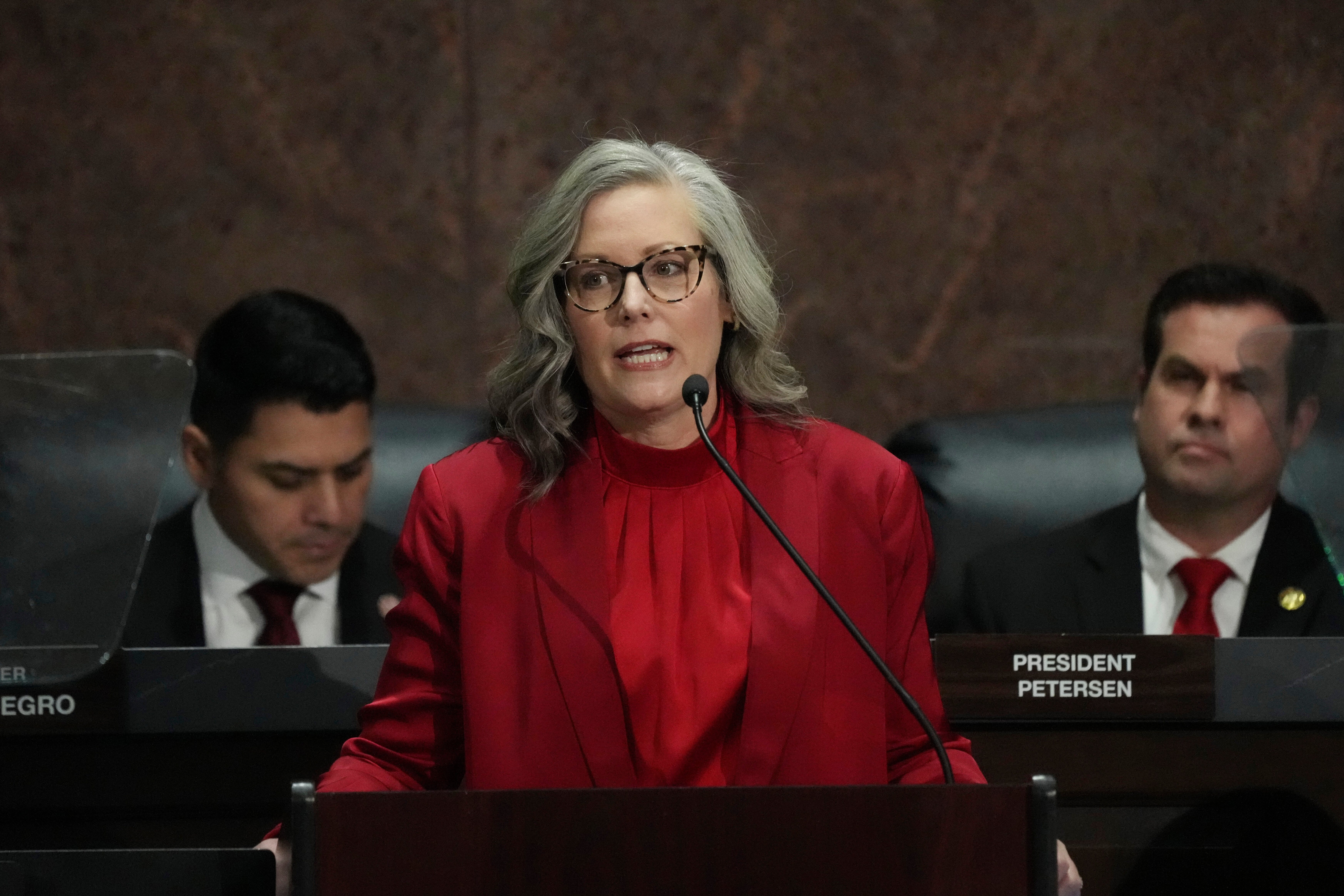 Drought-stricken Arizona moves to curb groundwater use in more rural ...