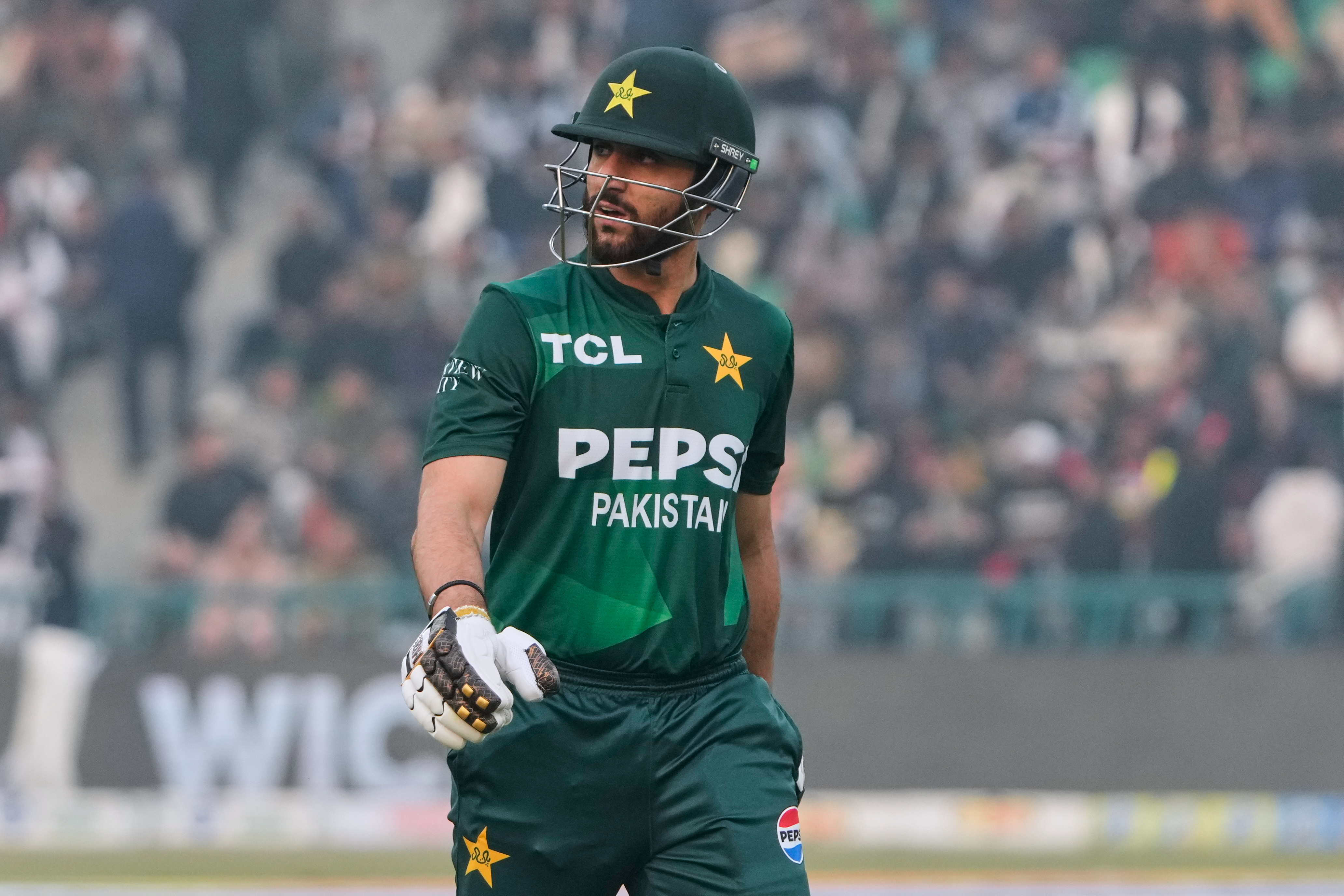 Pakistan departs for T20 World Cup while waiting for ICC reaction to ...