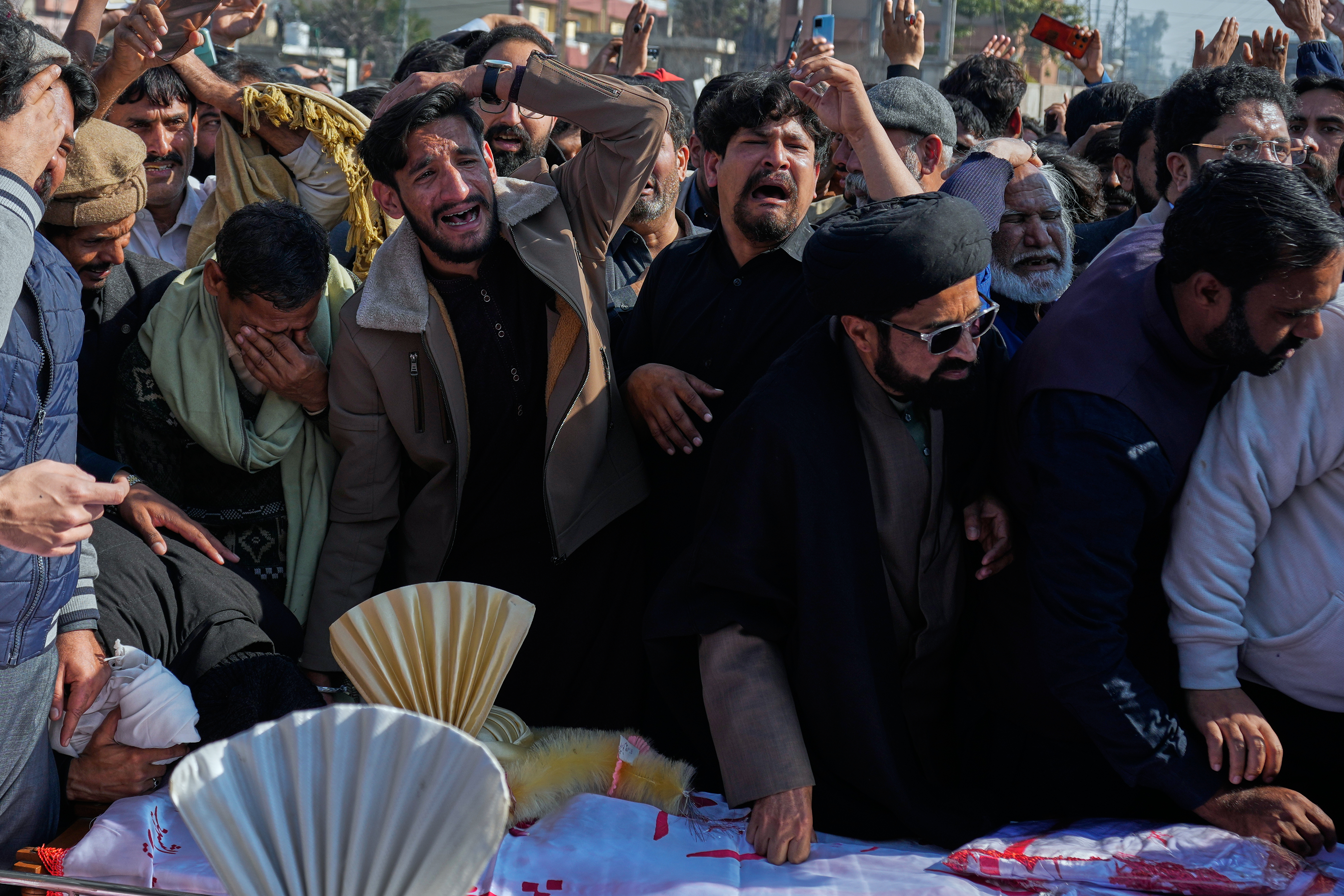 Islamic State affiliate claims suicide bombing that killed 31 at Shiite ...